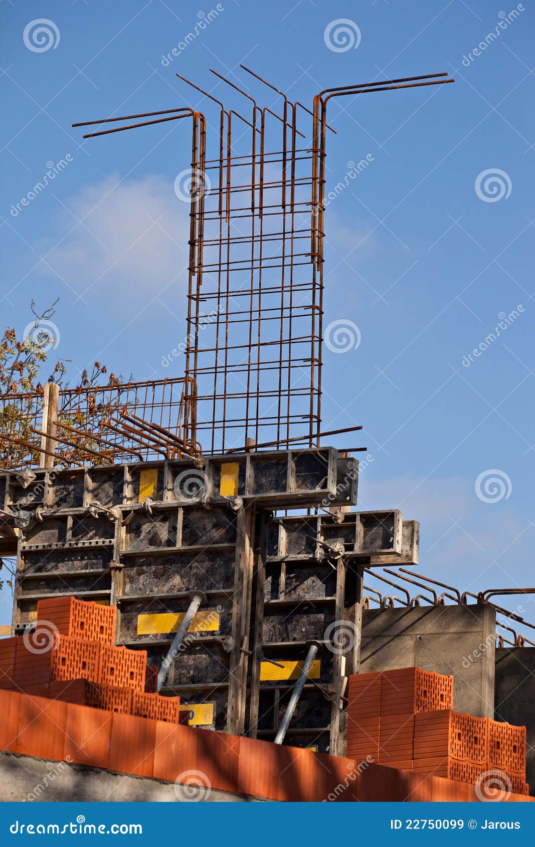 Formwork and steel bars stock image. Image of reinforcement - 22750099
