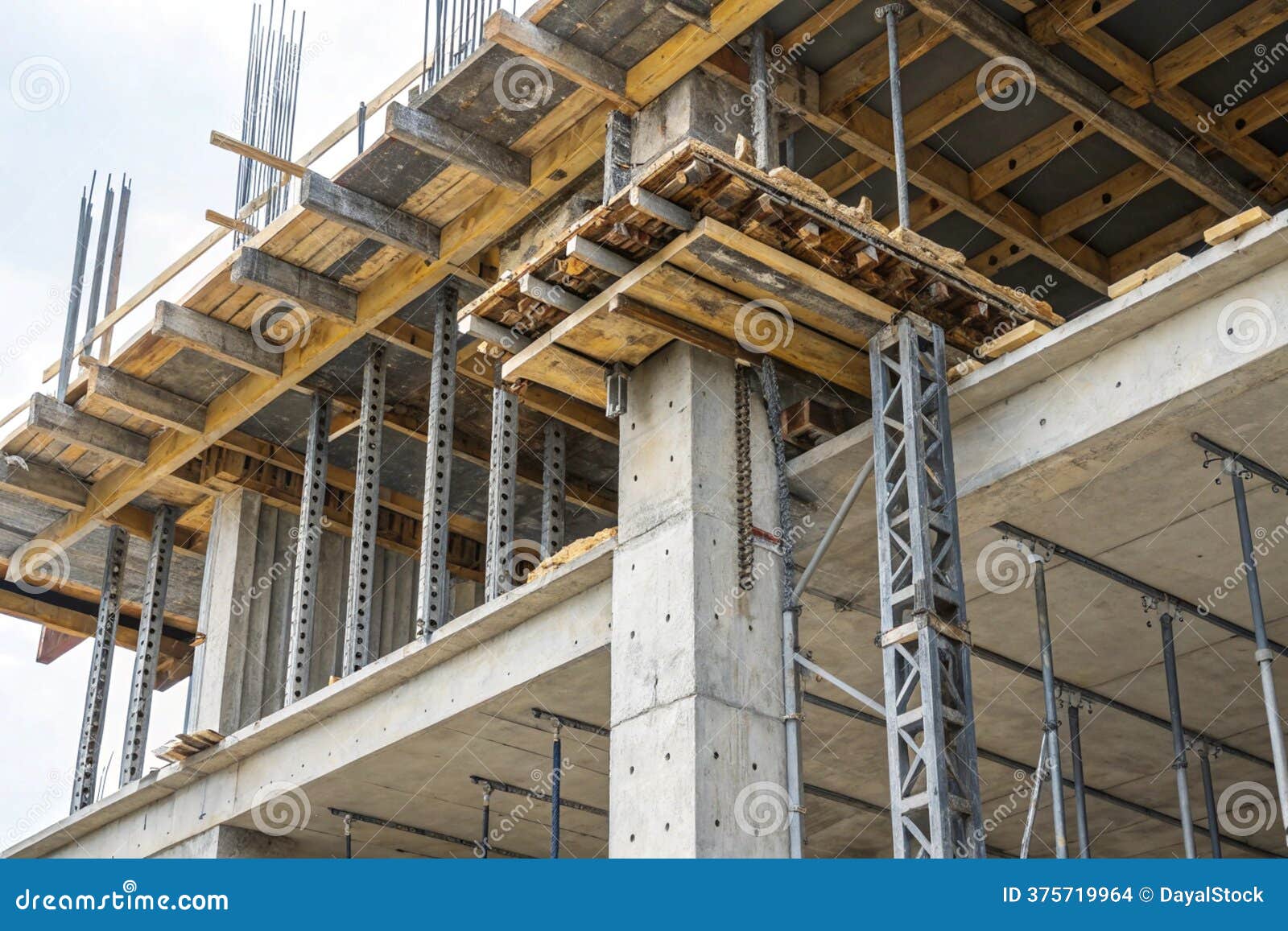 Monolithic Foundation With Metal Reinforcement For Basement Structure ...