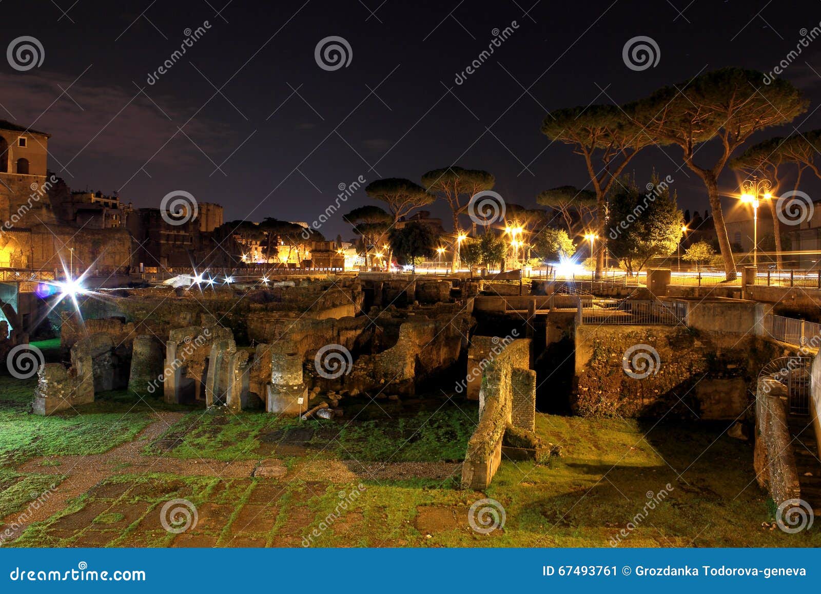 Foro Traiano En Roma, Italia Imagen de archivo - Imagen de italiano, capital: 67493761