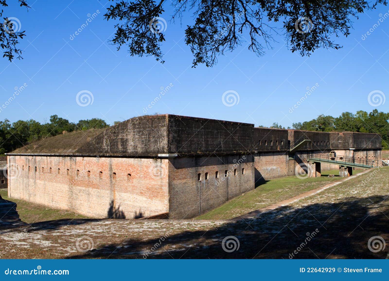 Fort Advanced Redoubt stock image. Image of islands, american - 22642929