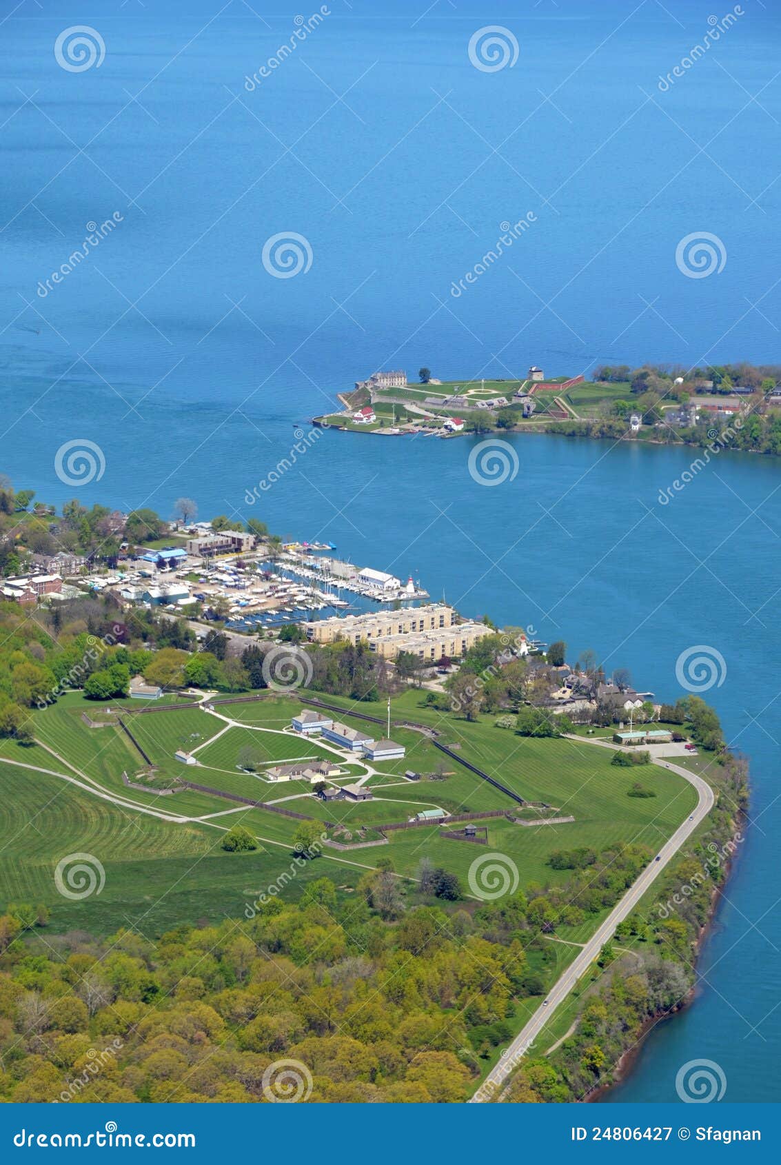 Fort George, Niagara on the Lake Stock Image - Image of spring, harbor ...