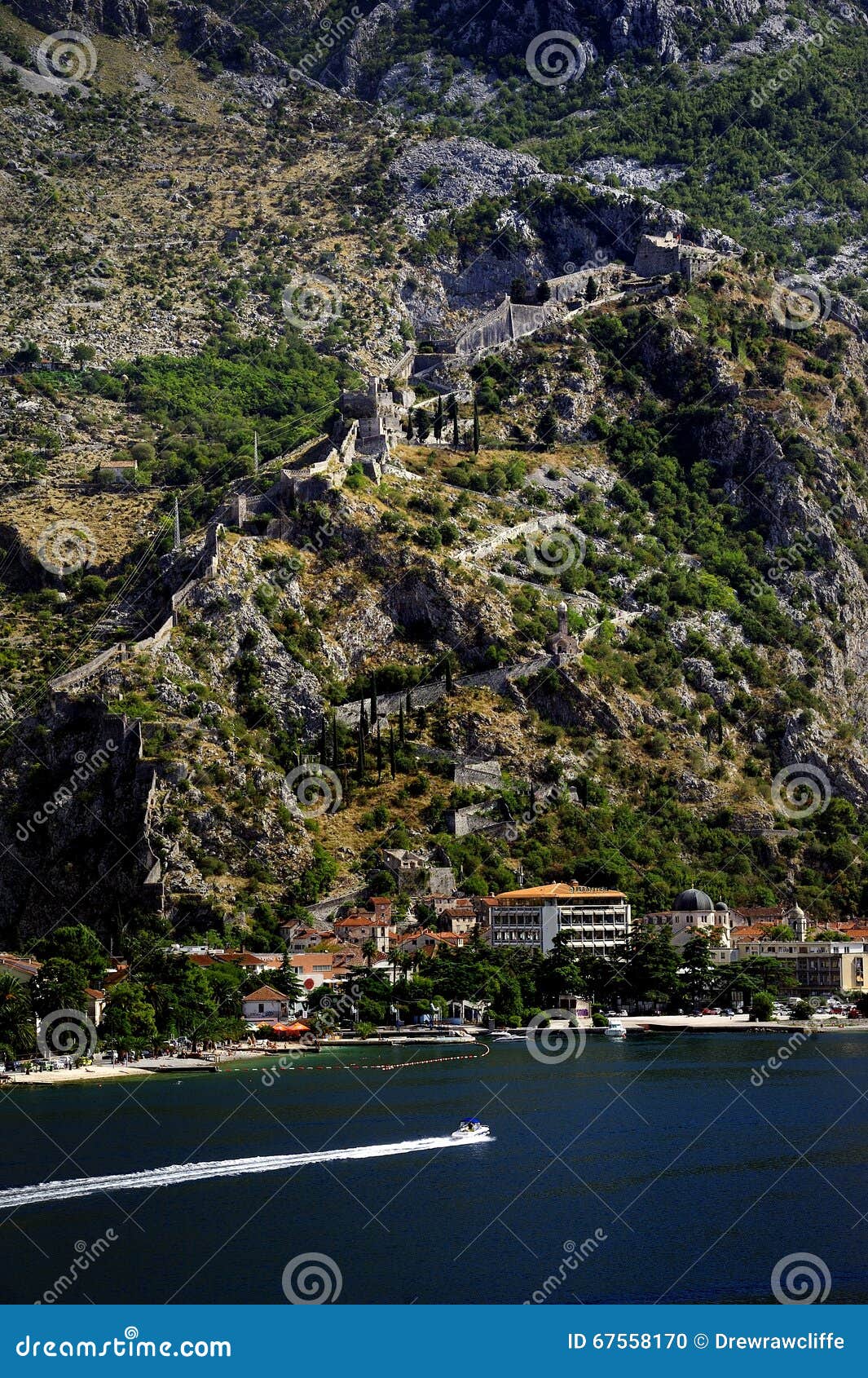 The fort of Kotor editorial image. Image of mountains - 67558170