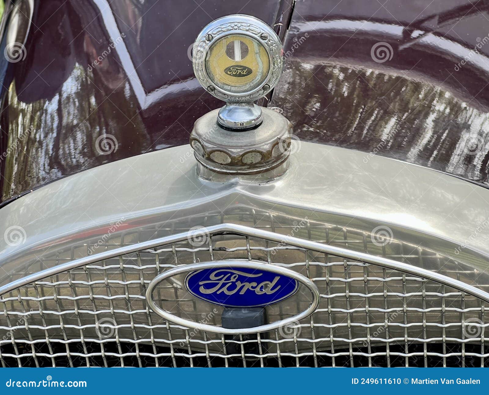 Fort Logo on an Oldtimer Fort Car. Editorial Image - Image of fashioned ...