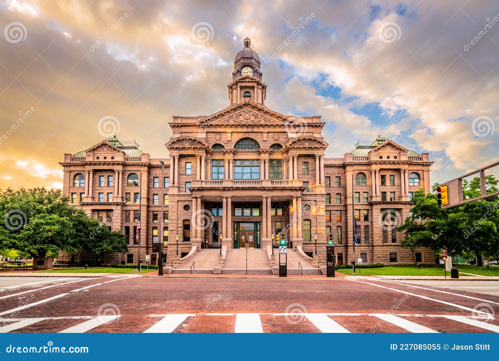 Fort Worth Courthouse editorial image. Image of cityscape - 227085055