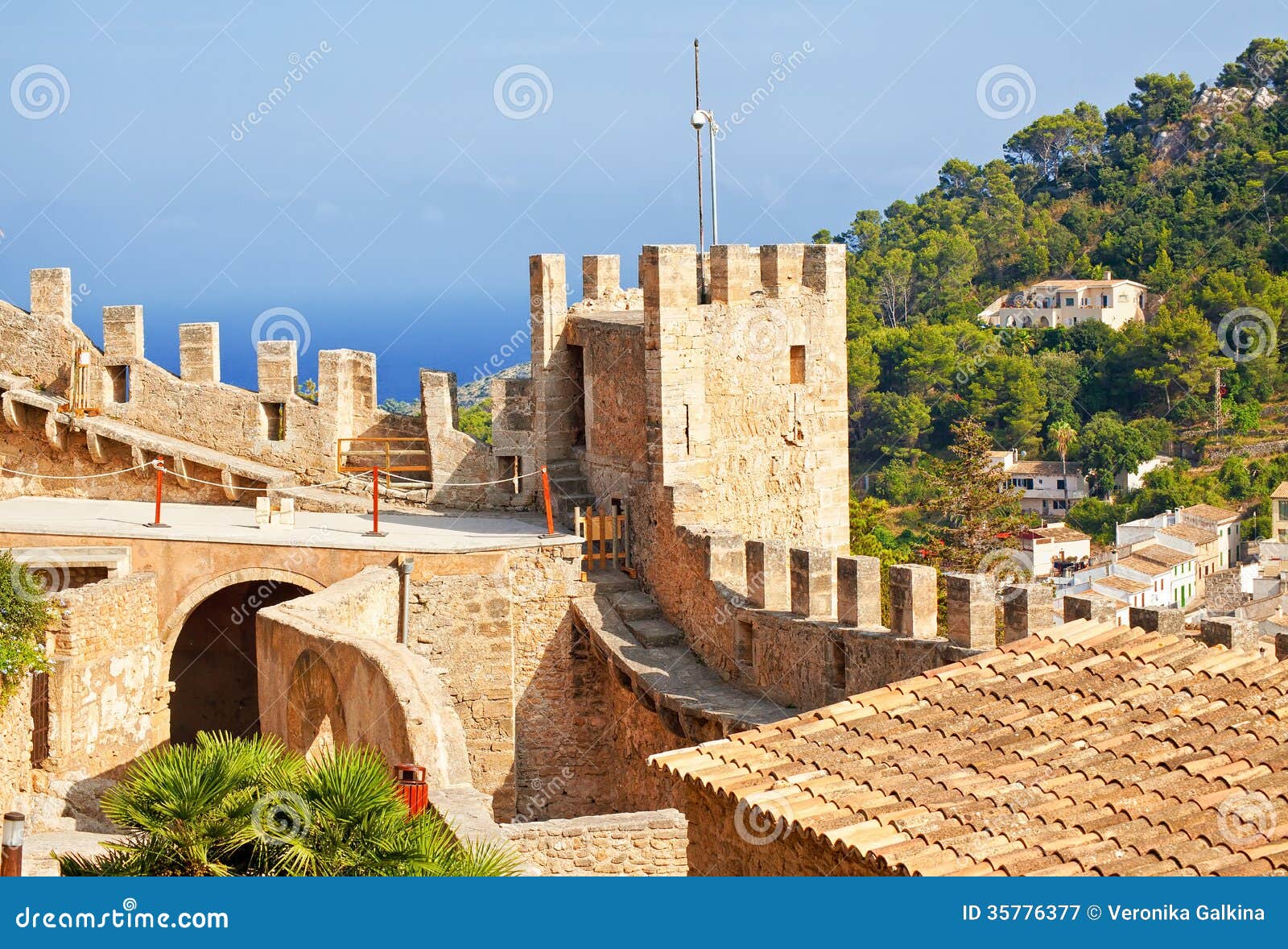 Fortalecimiento De Capdepera Imagen de archivo - Imagen de mallorquina ...