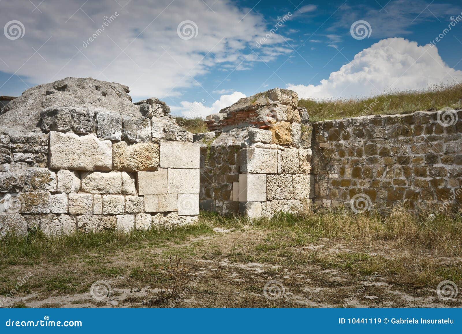 Fortaleza de Capidava imagen de archivo. Imagen de danubio - 10441119