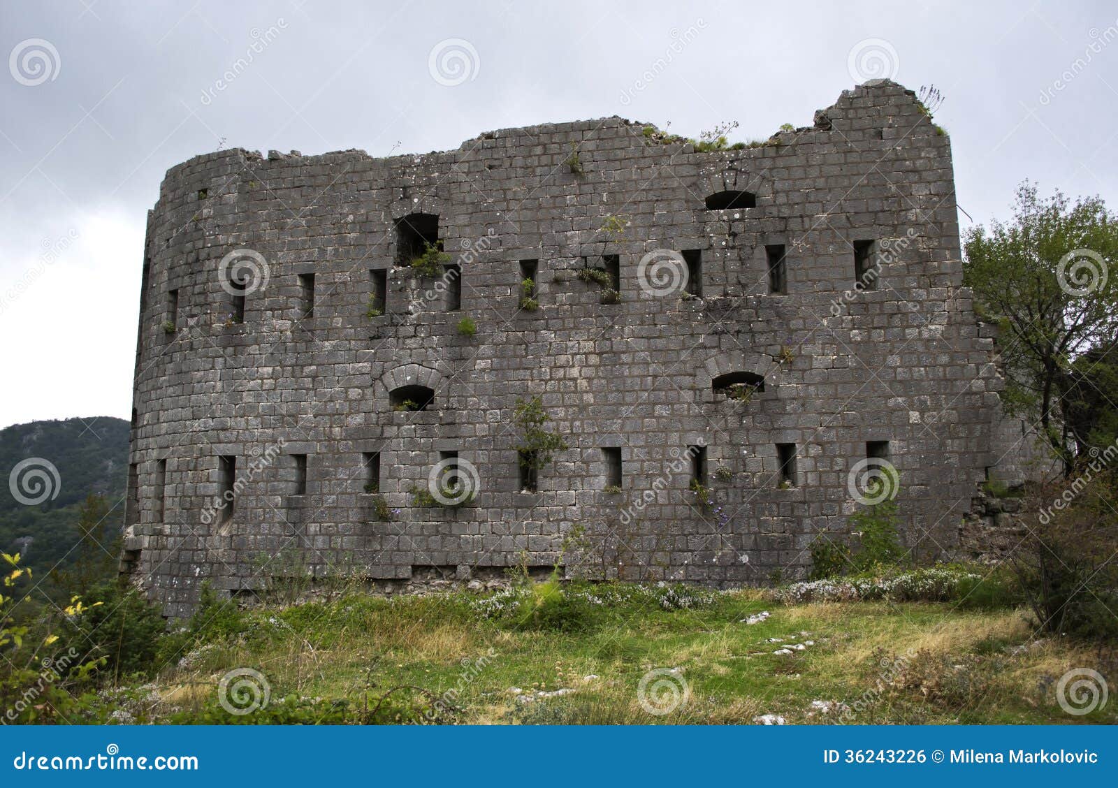 Fortaleza Kosmac foto de archivo. Imagen de ruinas, stefan - 36243226