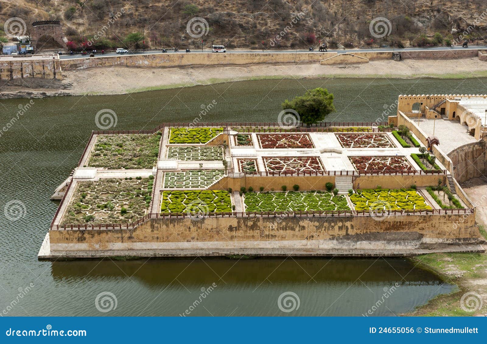 Forte Ambarino, Jaipur, India Foto de Stock - Imagem de imperador, lago ...