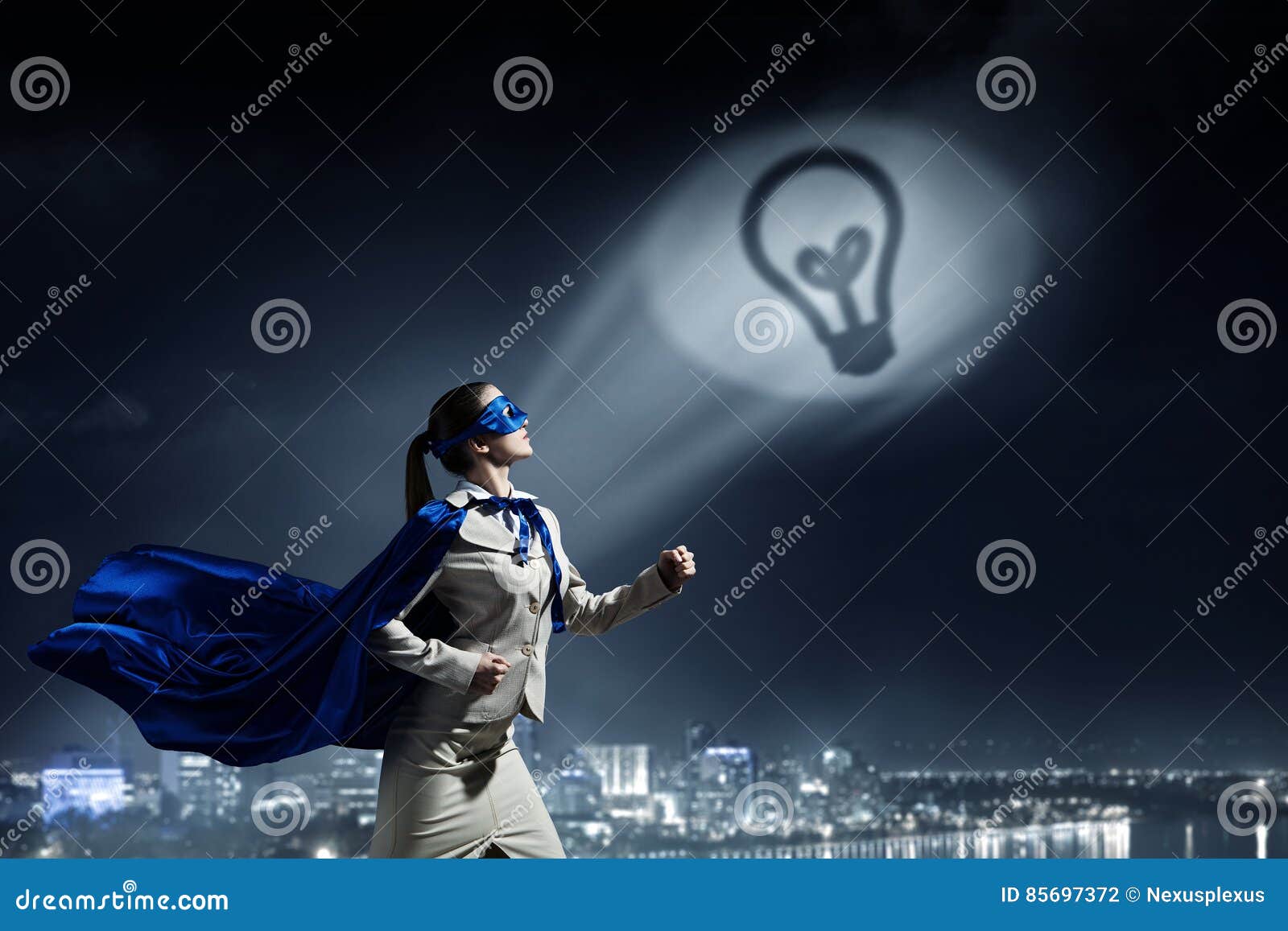 Forte E Poderoso Como O Super-herói Meios Mistos Foto de Stock - Imagem ...