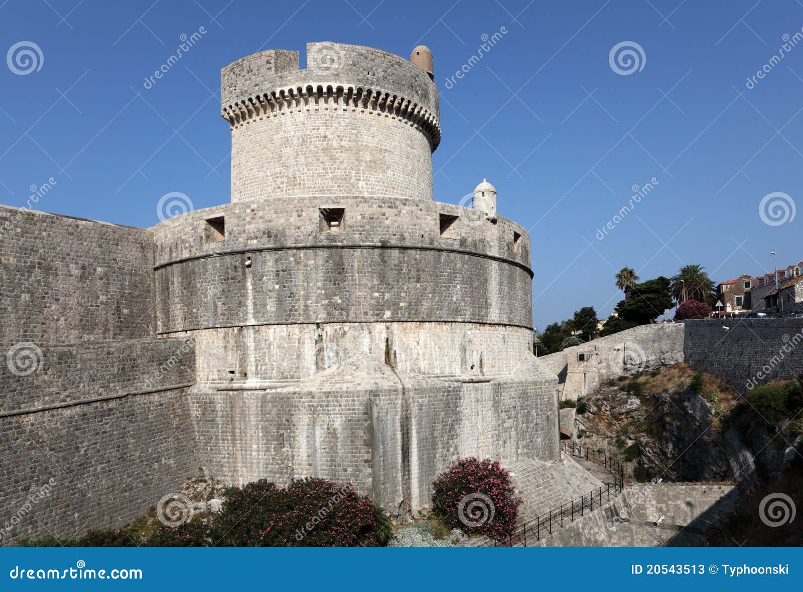 Fortified Wall of Dubrovnik Stock Image - Image of wall, medieval: 20543513