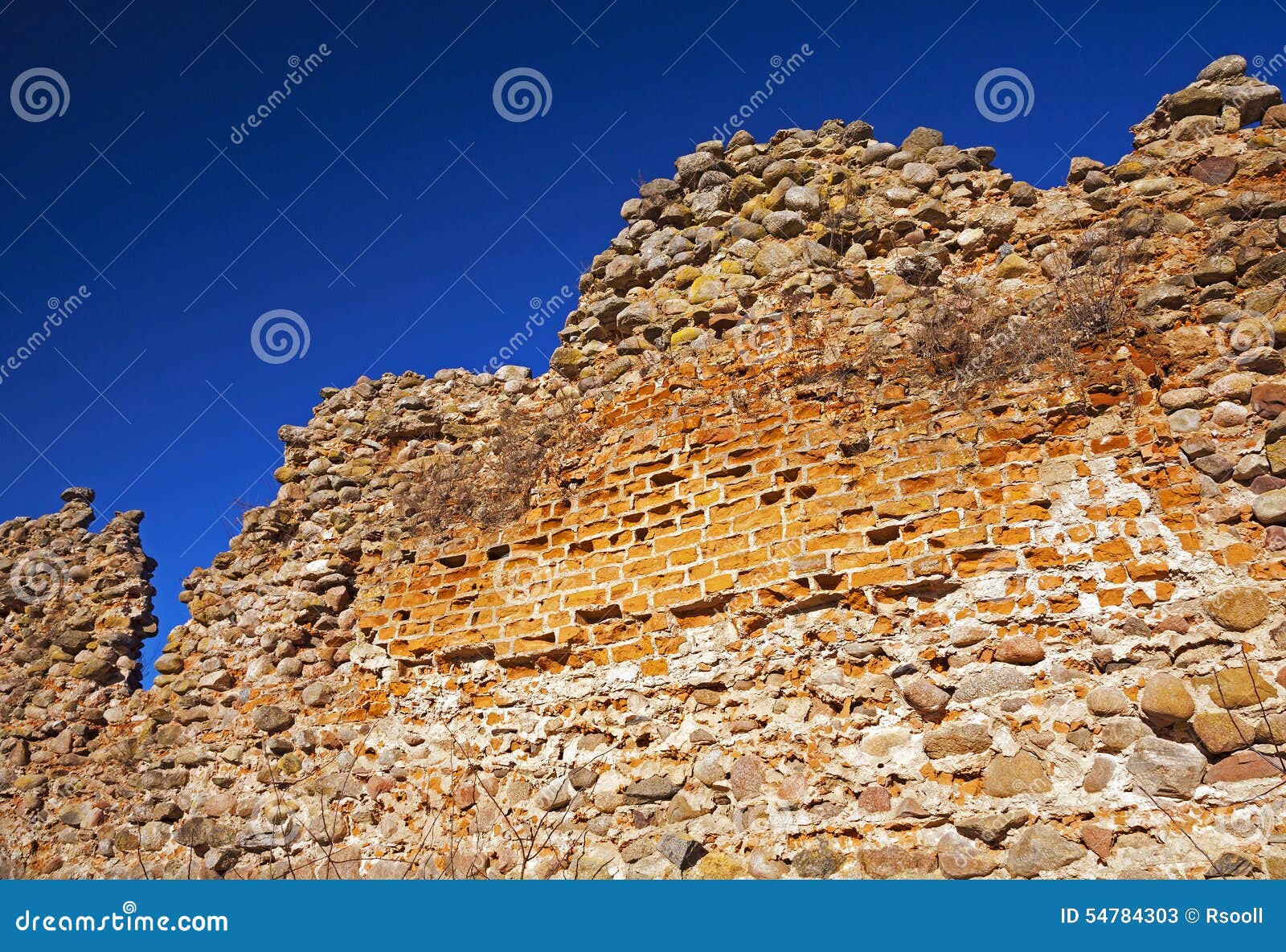 Fortress ruins stock image. Image of outdoors, architecture - 54784303