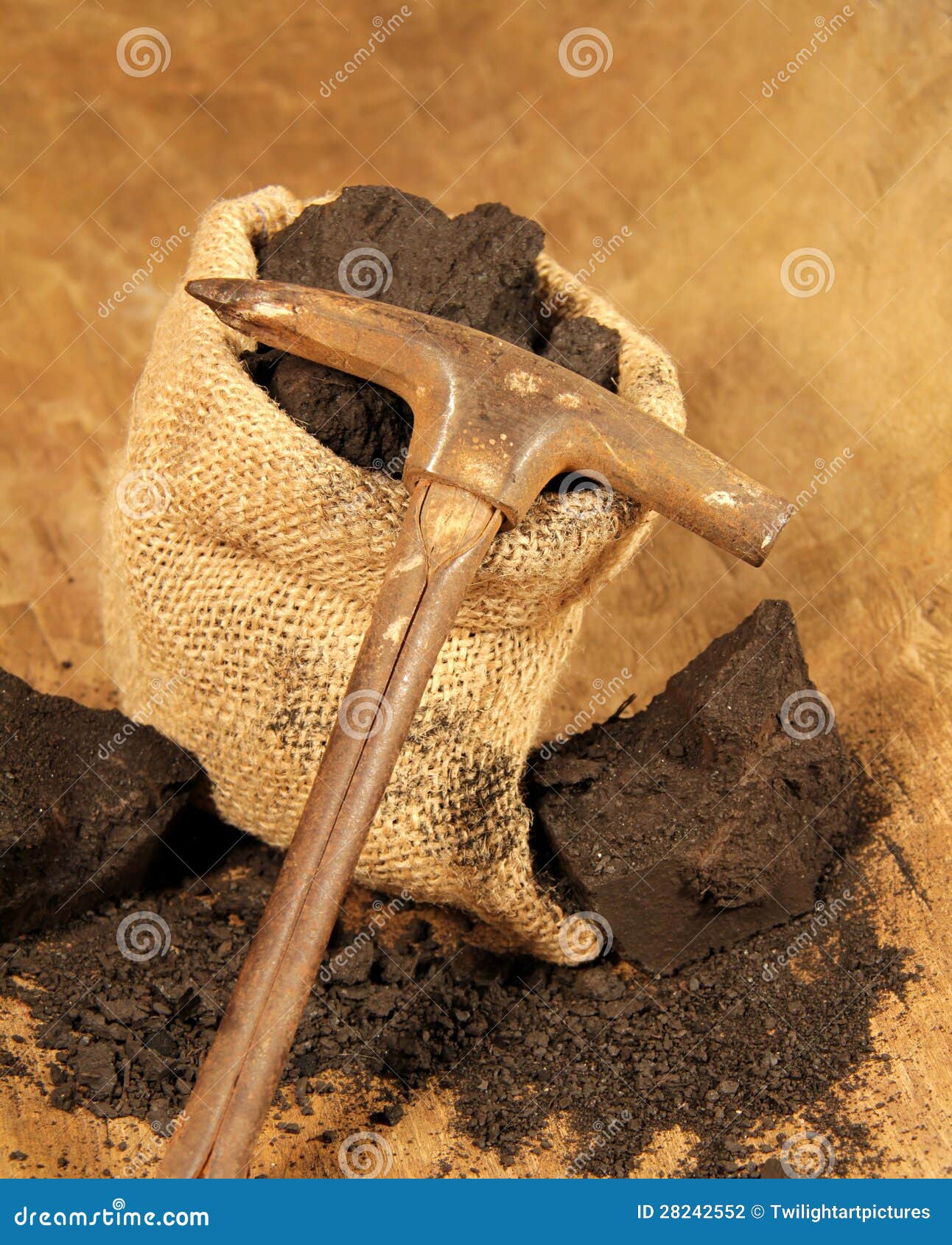 Fossil- energi arkivfoto. Bild av lignit, fossil, hjälpmedel - 28242552