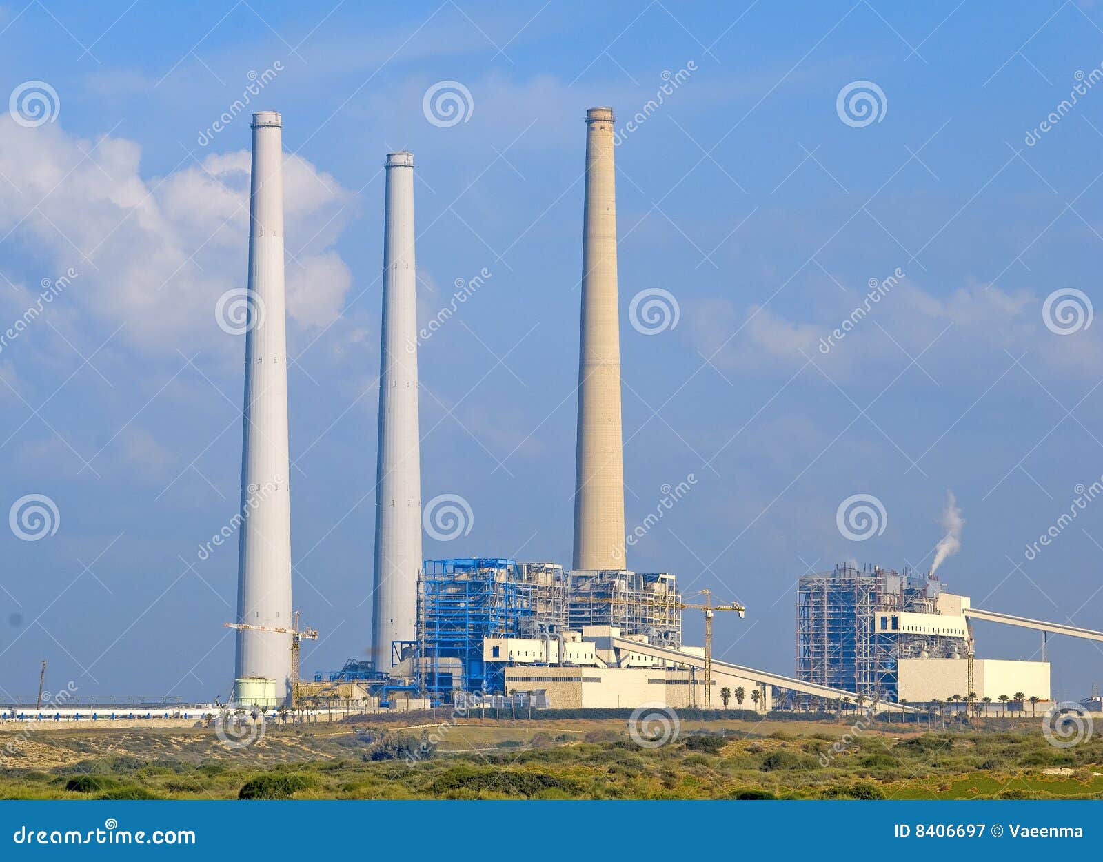 A Fossil Fueled Power Station Stock Image - Image of stack, electricity ...