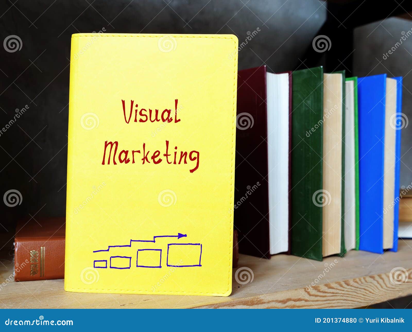Foto Conceitual Sobre Marketing Visual Com Frase Manuscrita Foto de ...