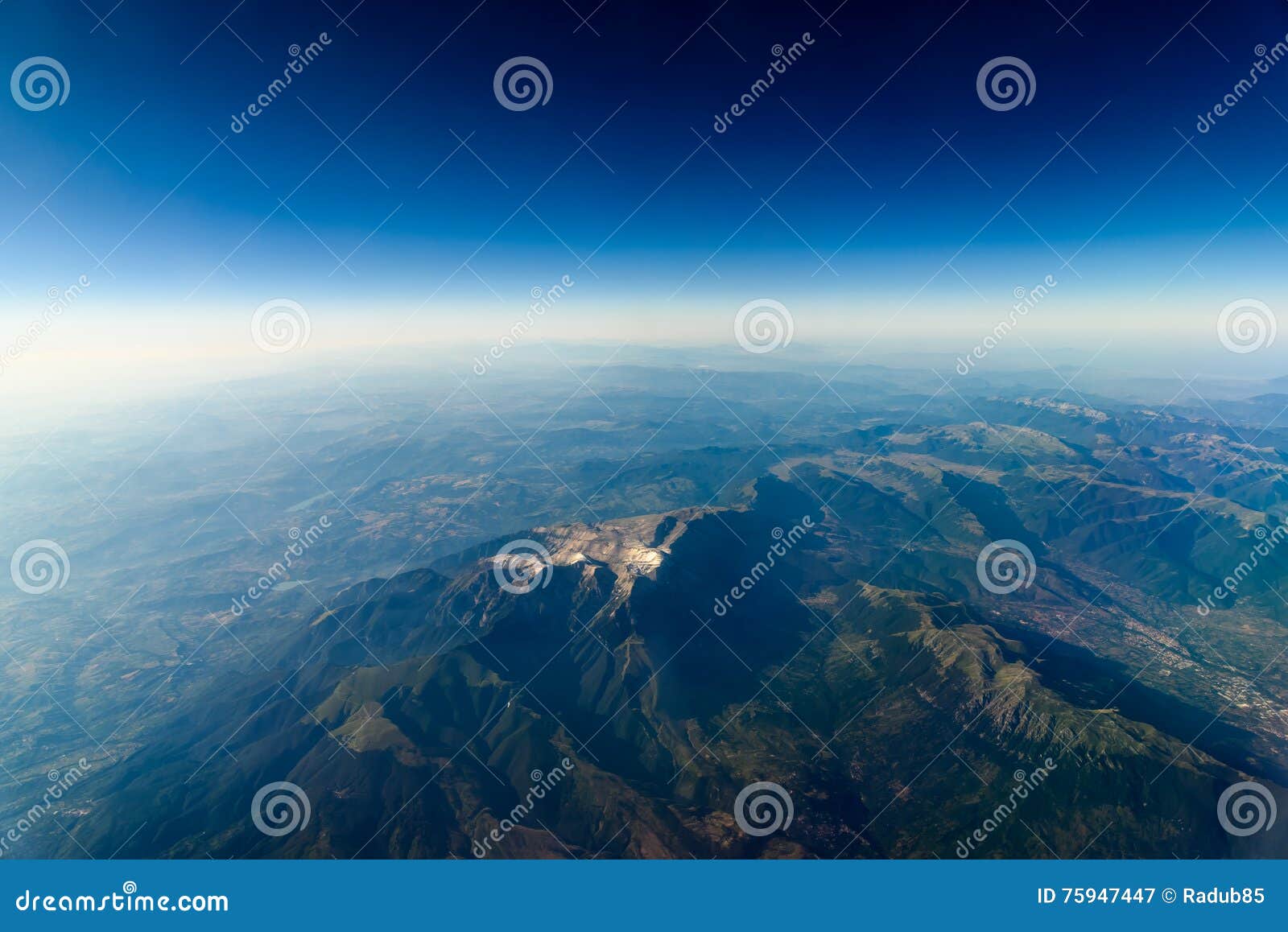 Foto Da Alta Altitude Da Terra Do Planeta Imagem de Stock - Imagem de ...
