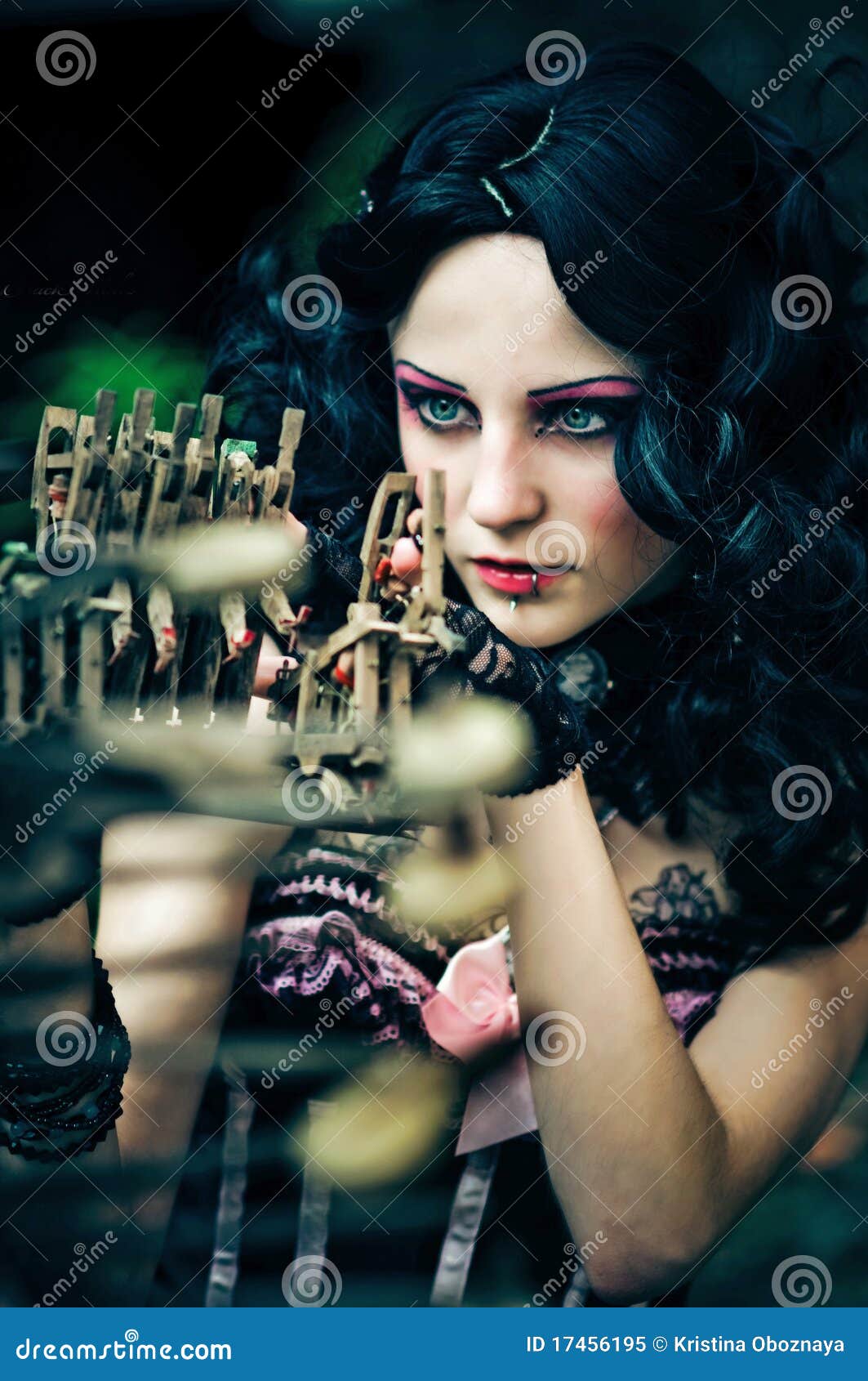 Foto di bella ragazza immagine stock. Immagine di bello - 17456195