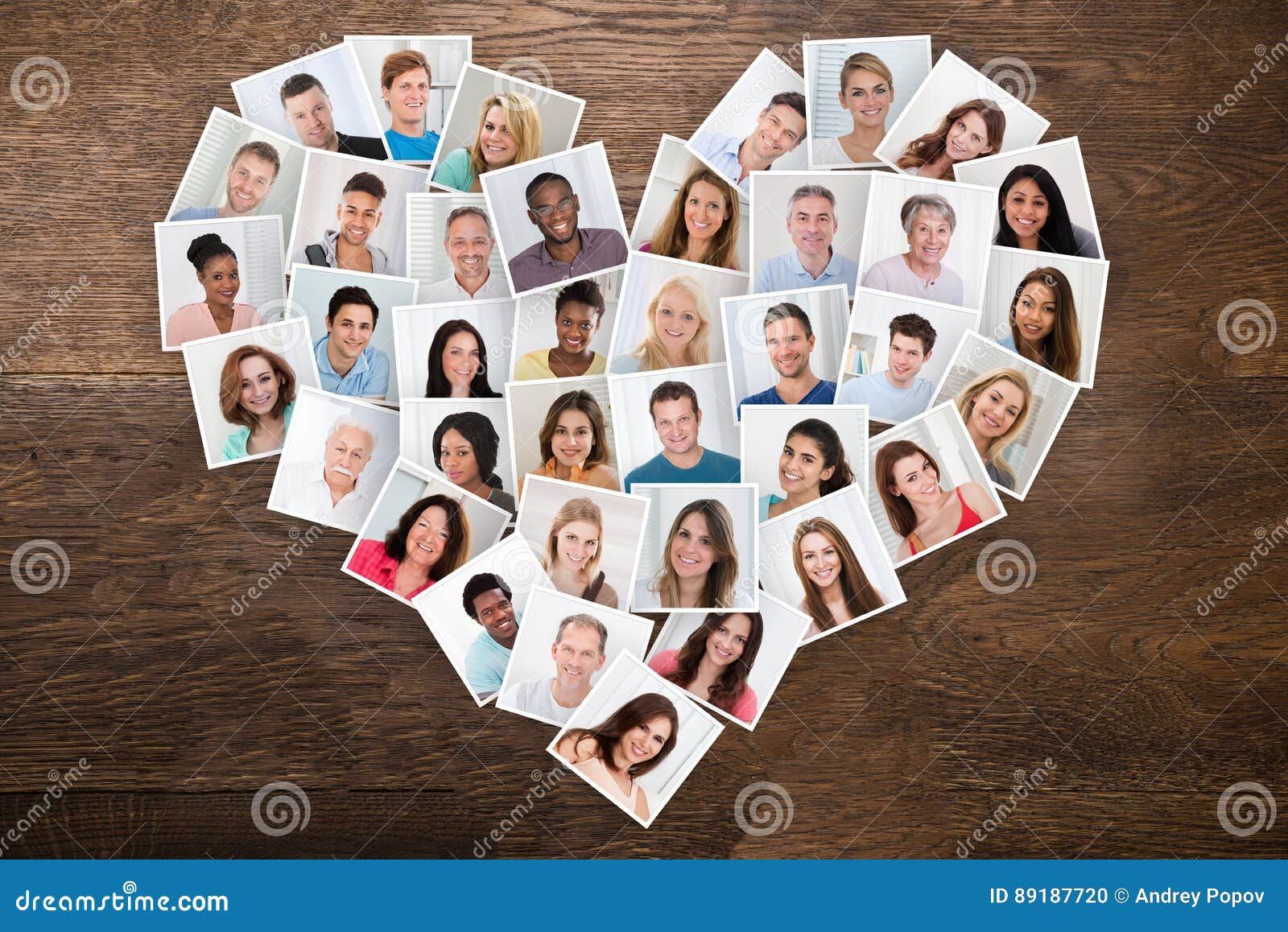 Foto's Van Mensen in Een Hartvorm Stock Foto - Image of volwassen ...