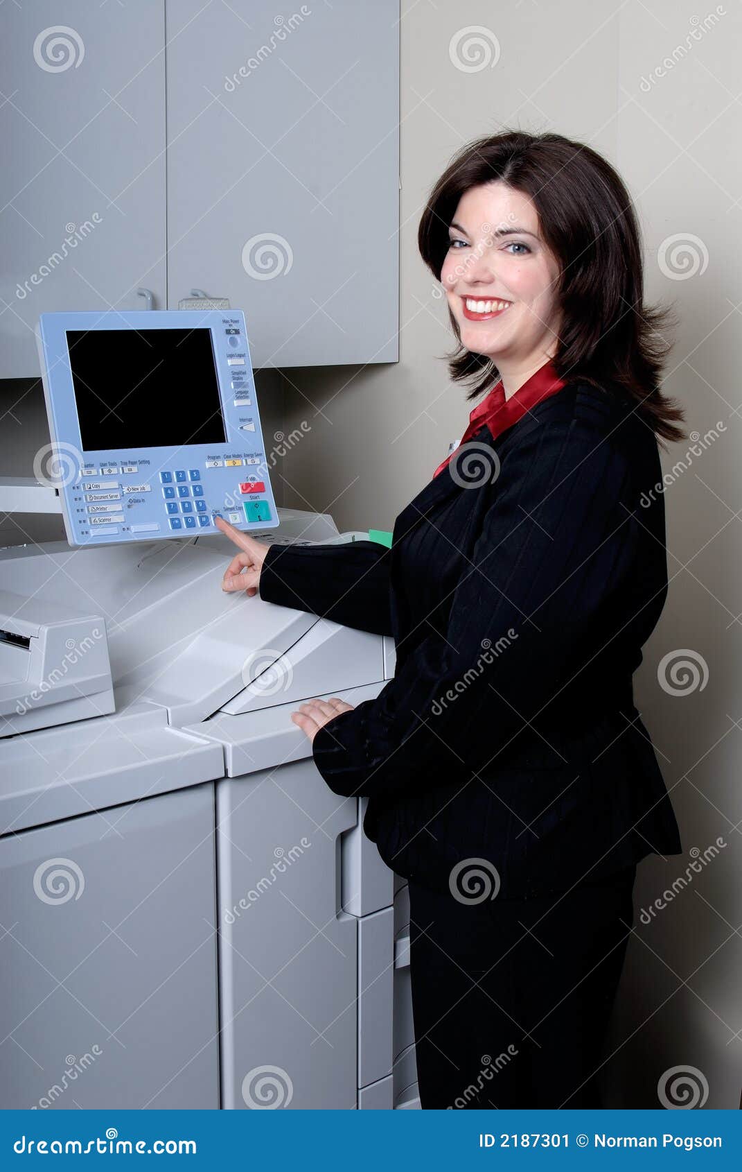 Fotocopia imagen de archivo. Imagen de funcionamiento - 2187301