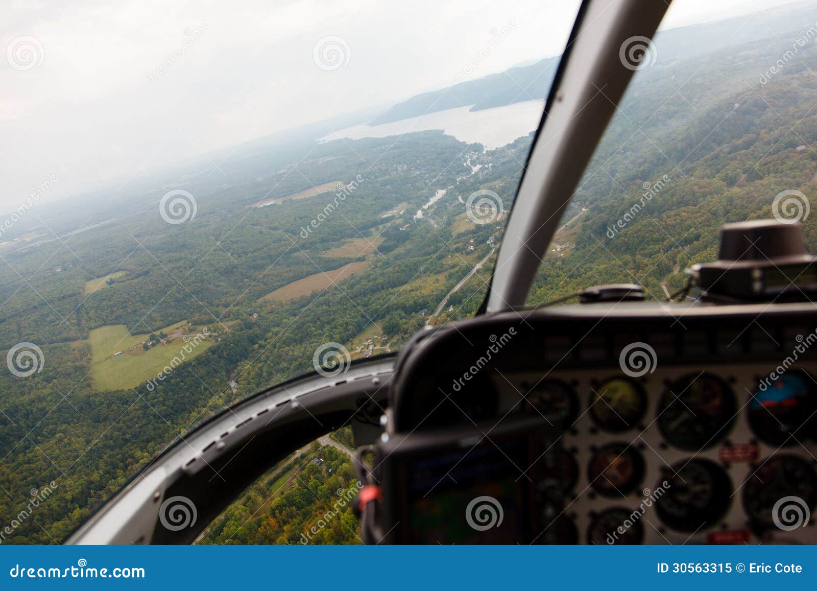 Fotografía aérea imagen de archivo. Imagen de aéreo, carlinga - 30563315