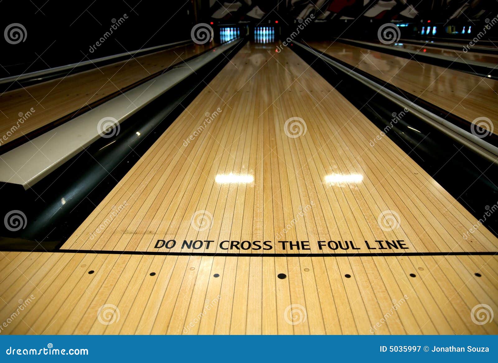 Ten Pin Bowling Alley Background. Closeup Of Tenpin Row On A Lan ...