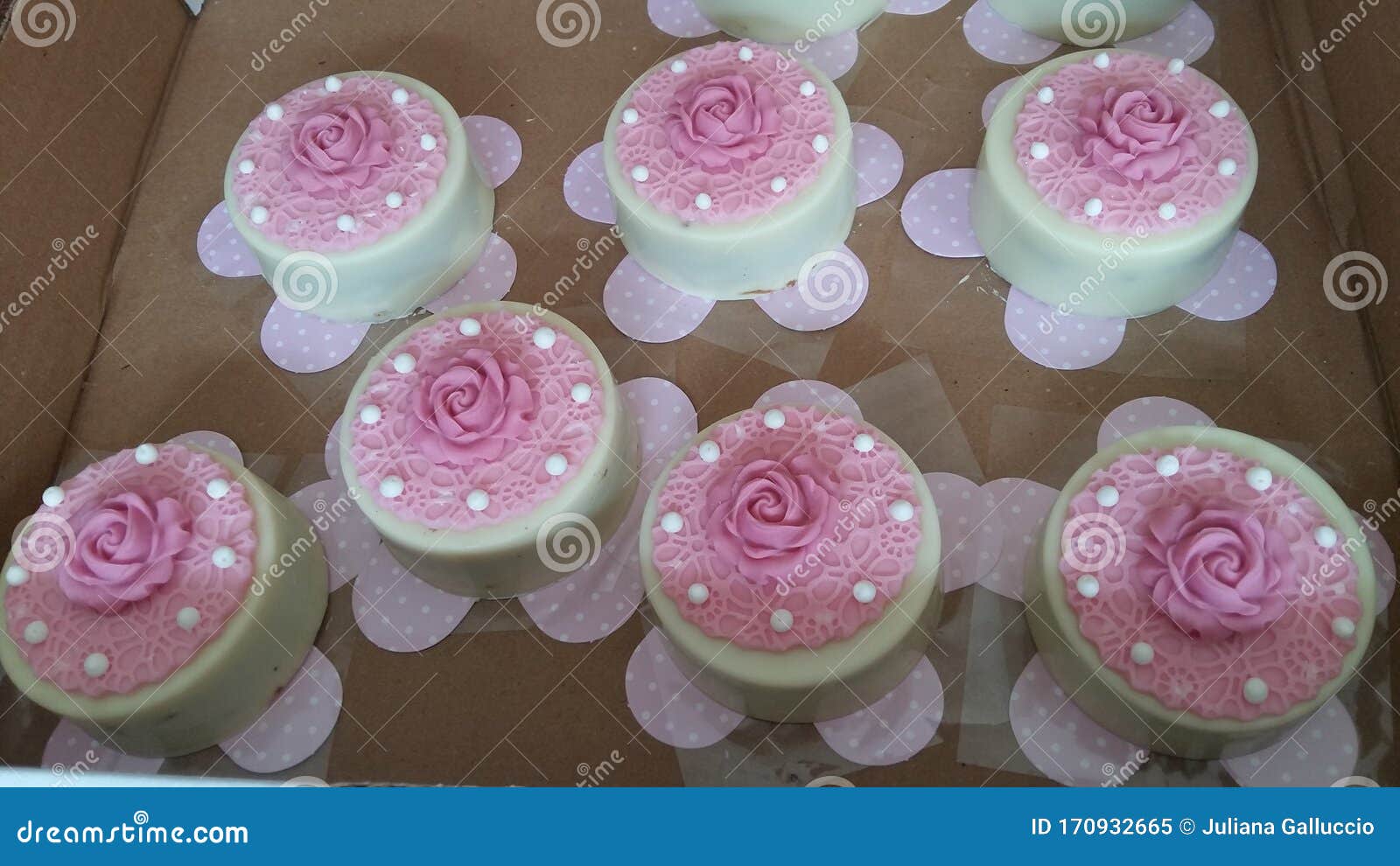 Foundant Art stock image. Image of baker, food, design - 170932665