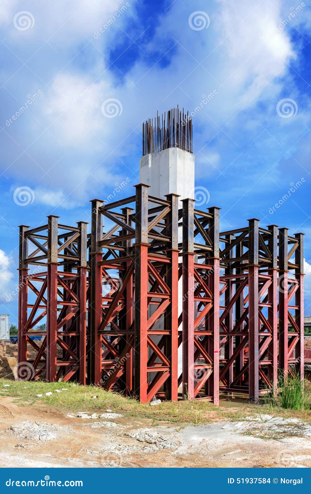 Foundation pile stock photo. Image of development, building - 51937584