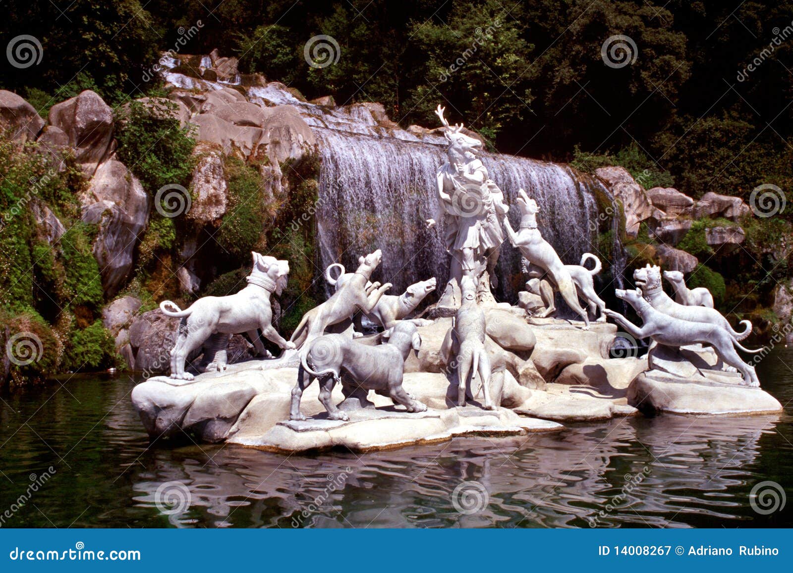 Fountain stock image. Image of royal, fountain, water - 14008267