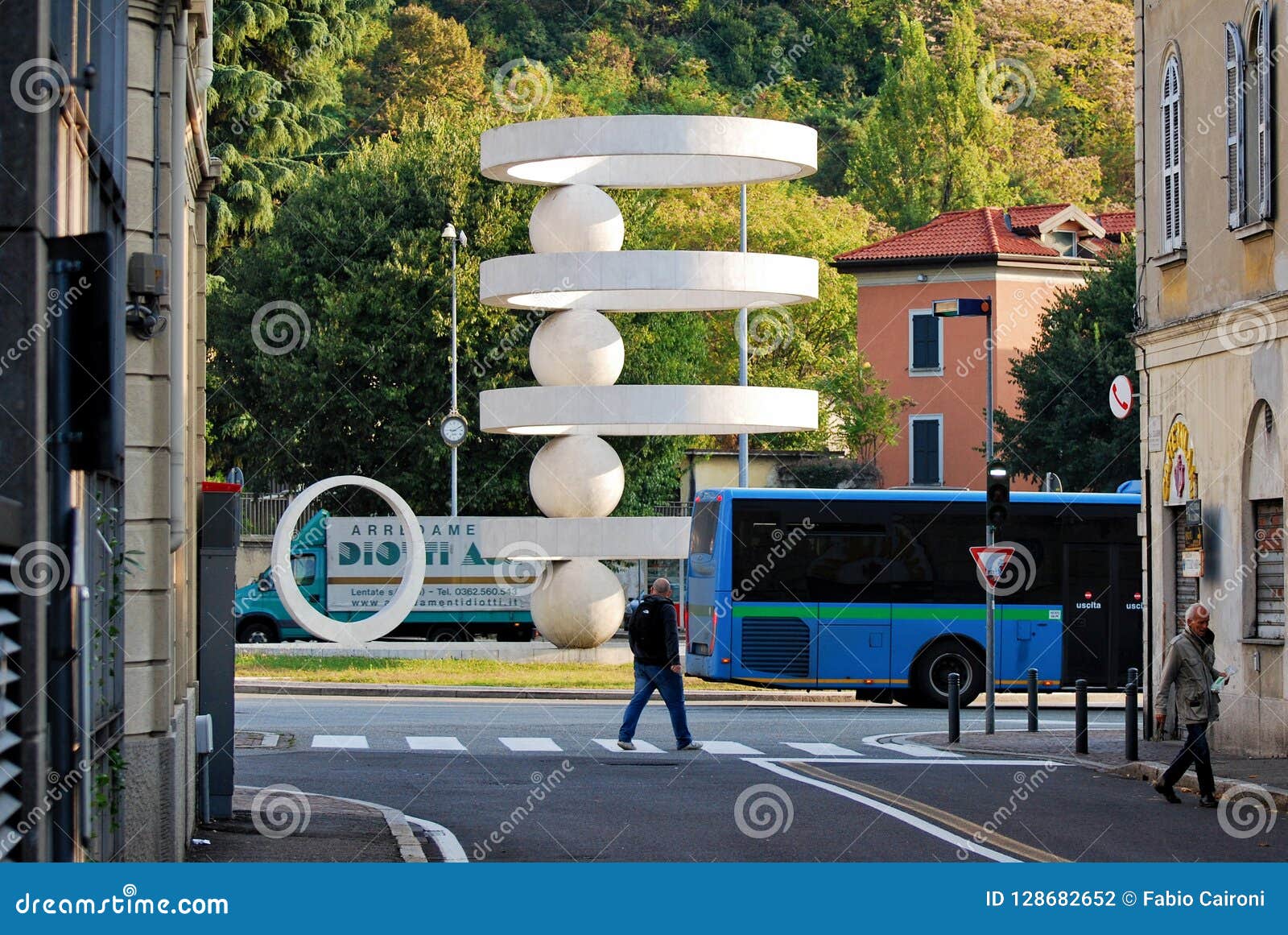 Fountain at Camerlata Square Editorial Photography - Image of como ...