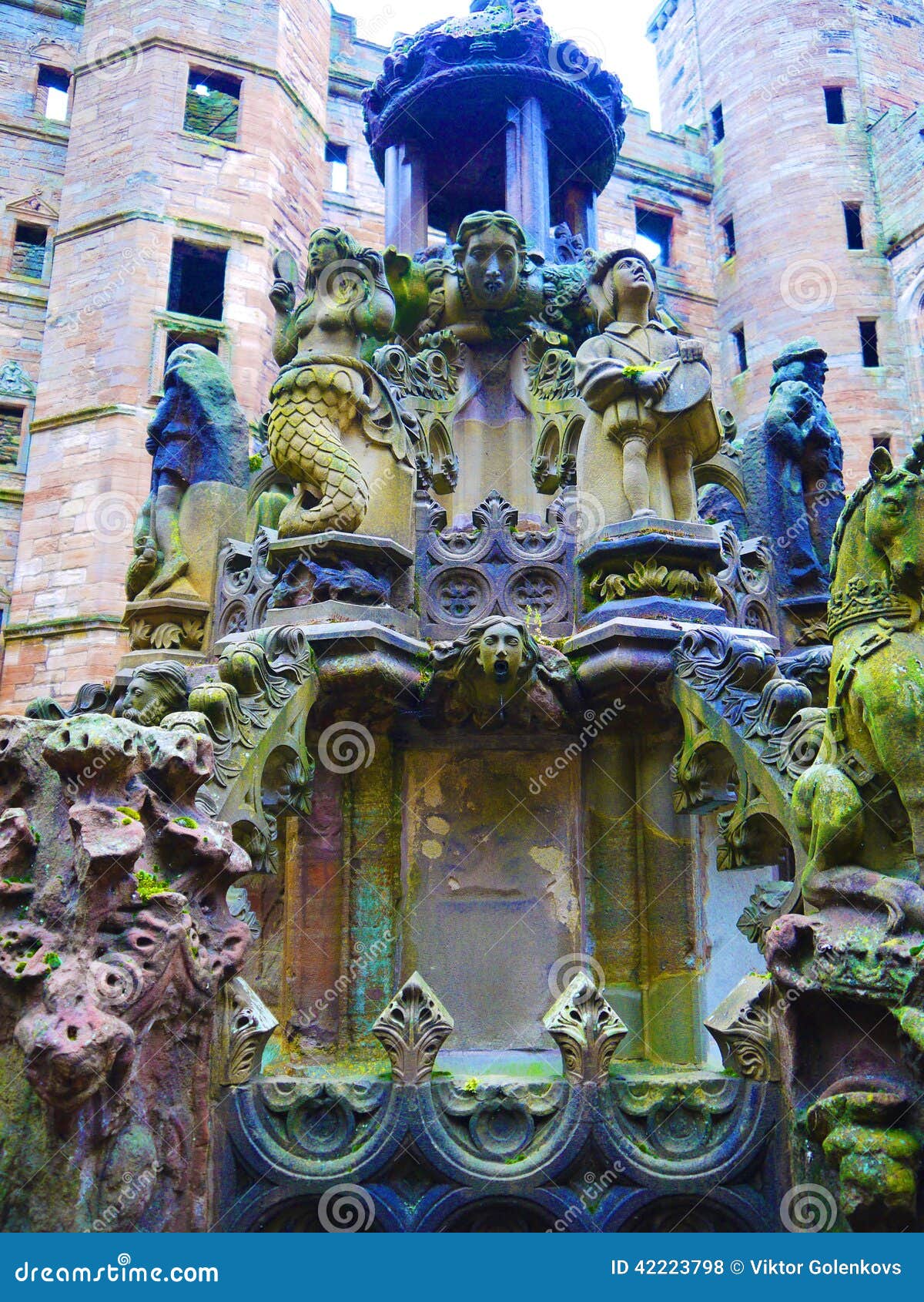 Fountain in the castle stock photo. Image of castle, heritage - 42223798