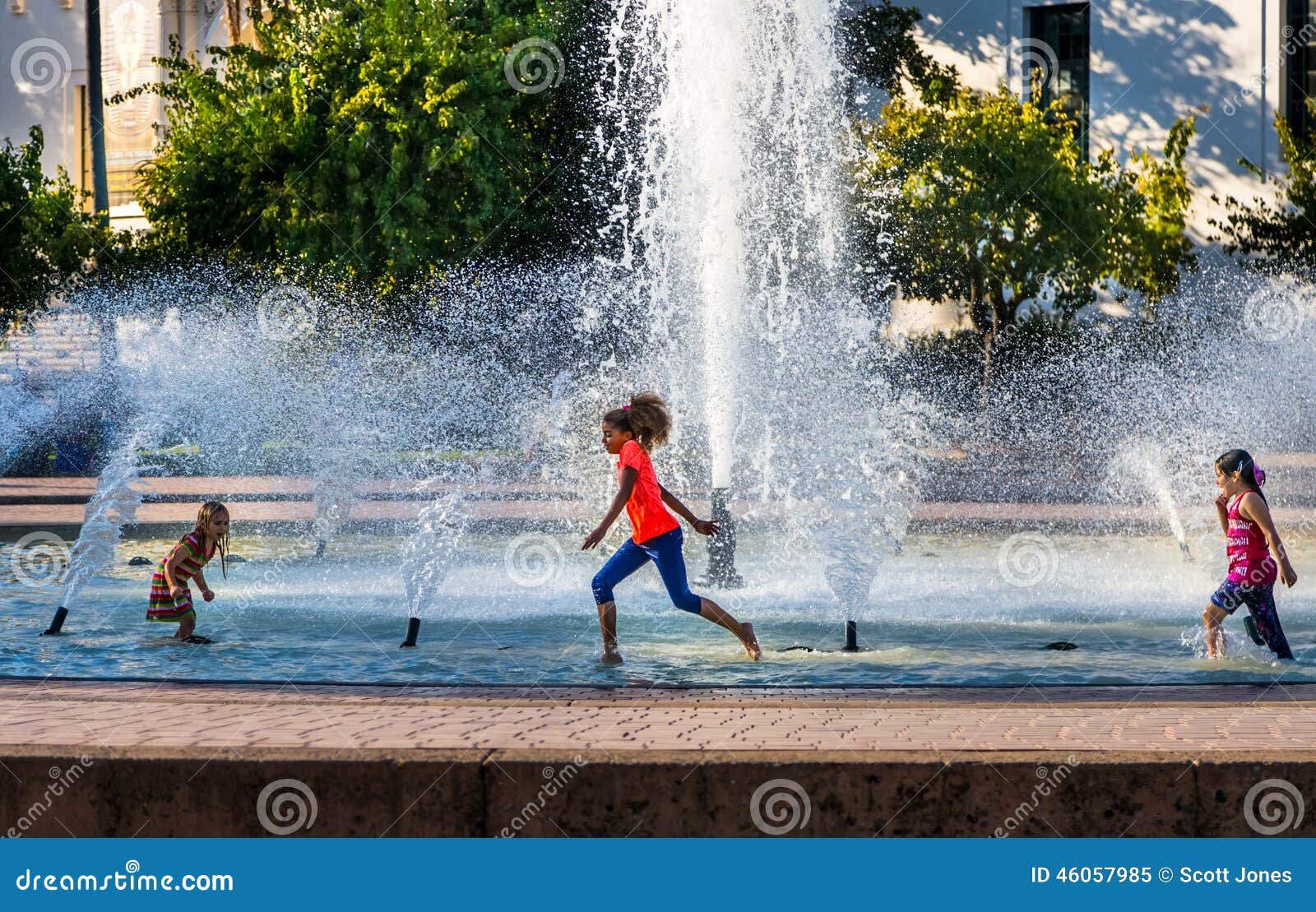 Fountain Fun editorial image. Image of founain, children - 46057985