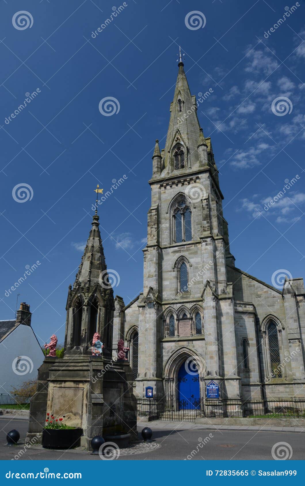 Fountain and Church stock image. Image of fife, religion - 72835665