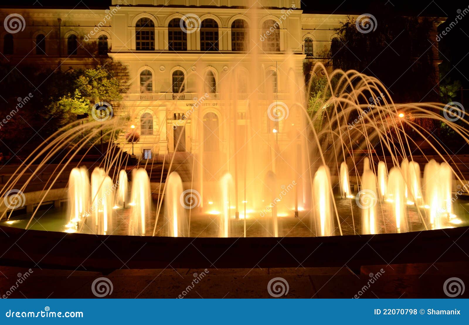Fountain at night stock photo. Image of house, europe - 22070798