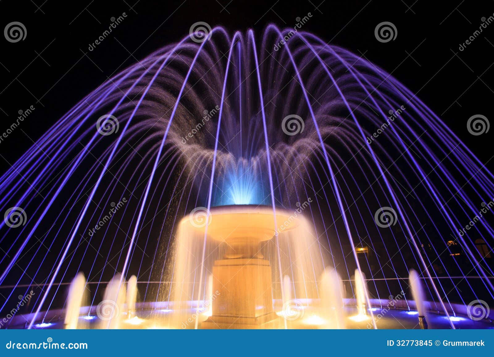 Fountain at Night stock image. Image of falls, bright - 32773845
