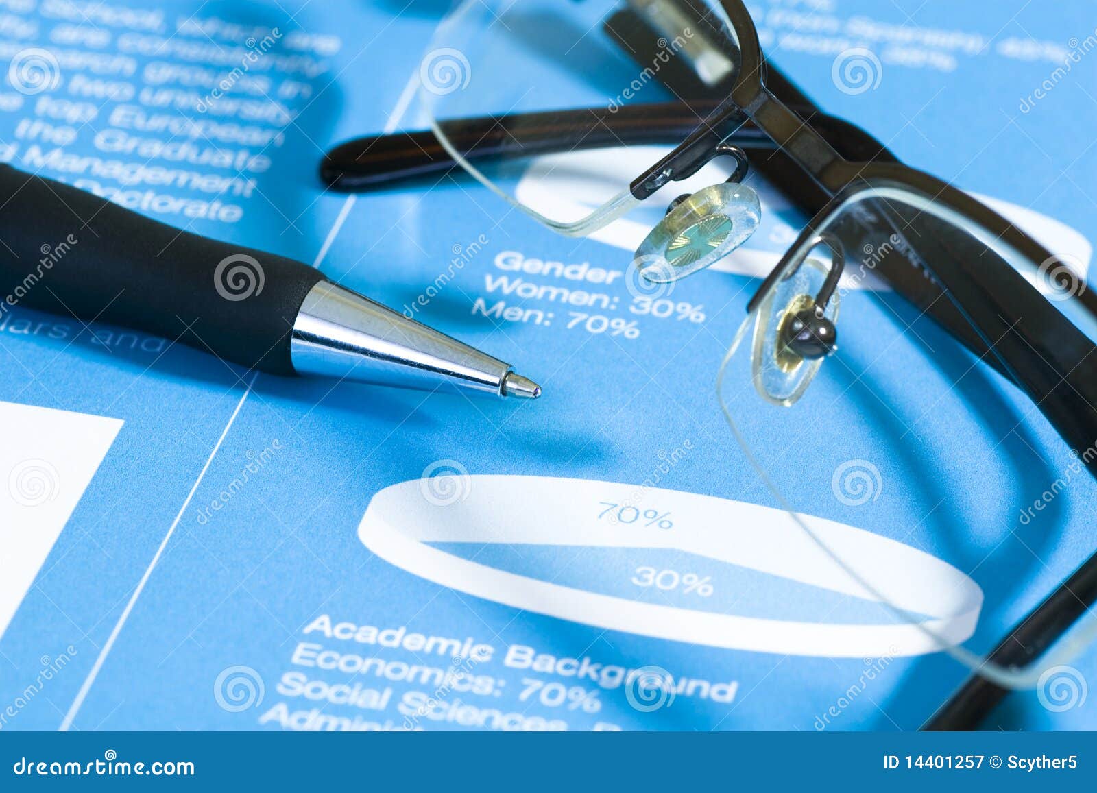 Fountain Pen And Chart Stock Image | CartoonDealer.com #11700601