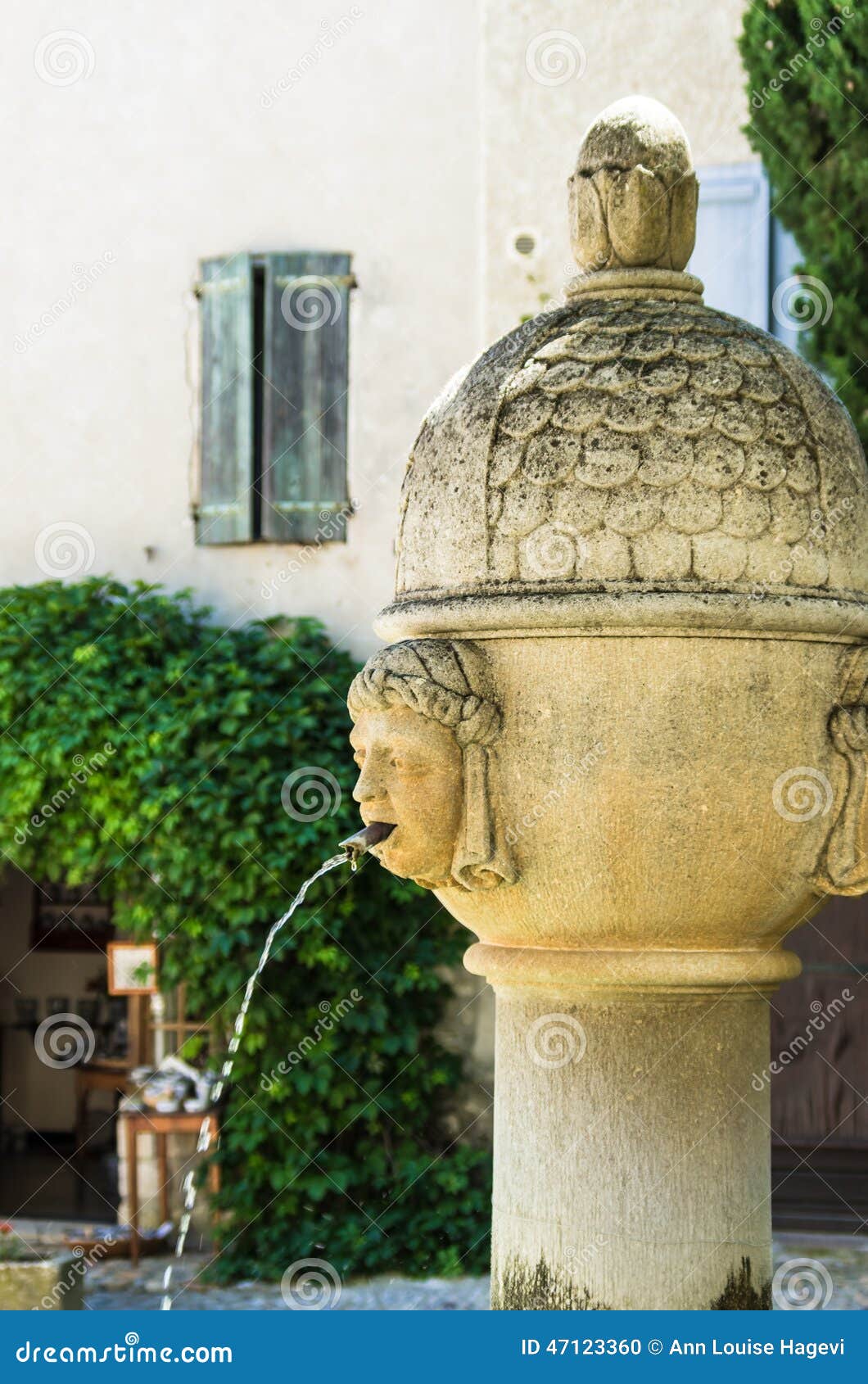 Fountain stock photo. Image of water, statue, stone, romaine - 47123360