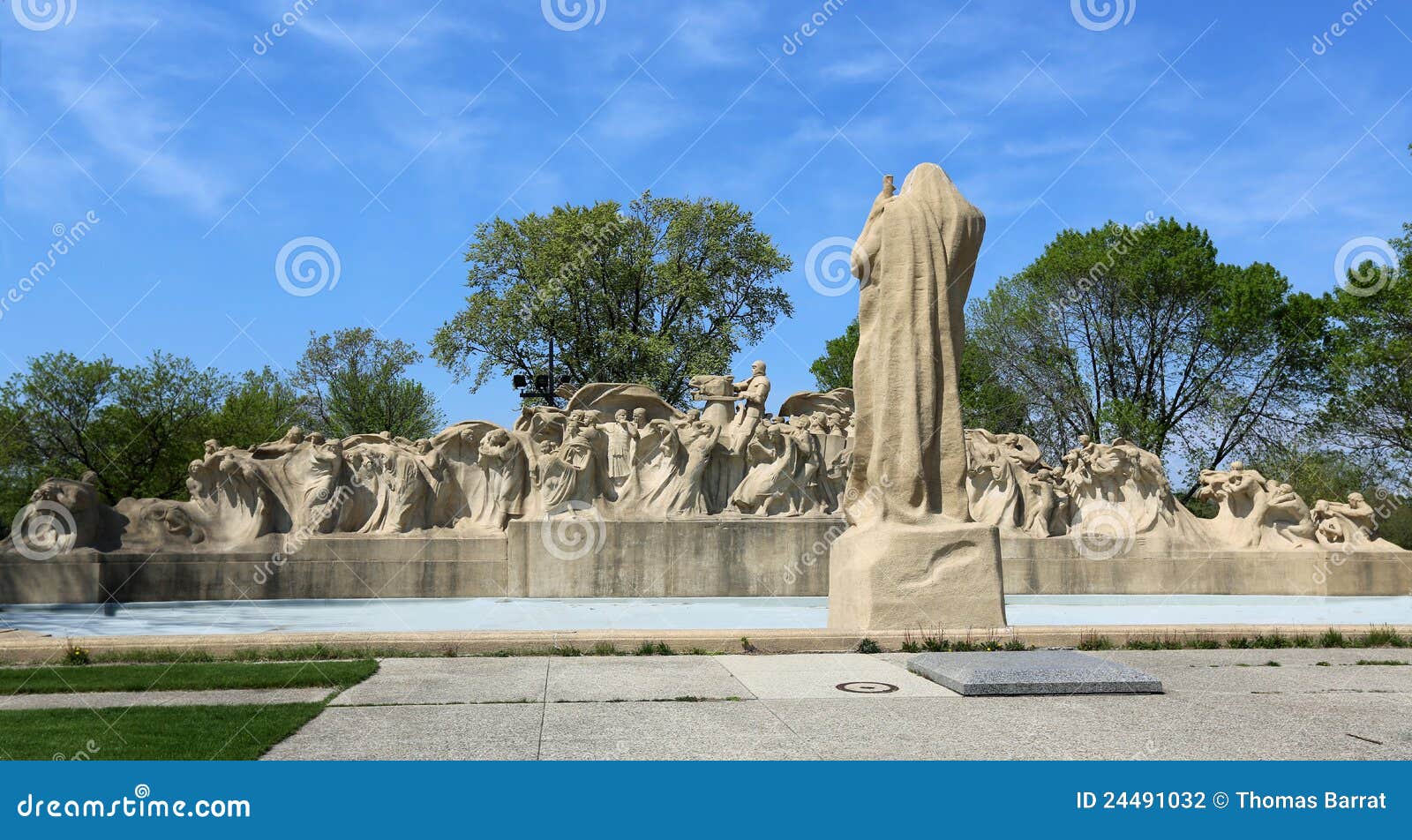 Fountain of Time Sculpture stock photo. Image of park - 24491032