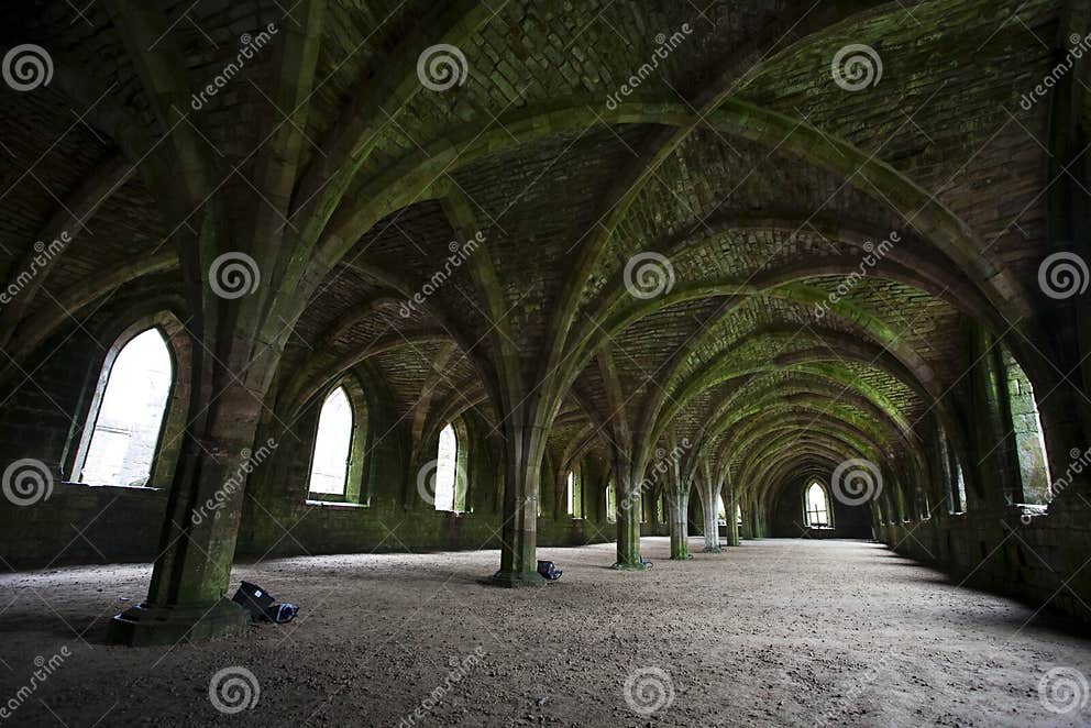 Fountains Abbey Underground Arches Stock Image - Image of brickwork ...