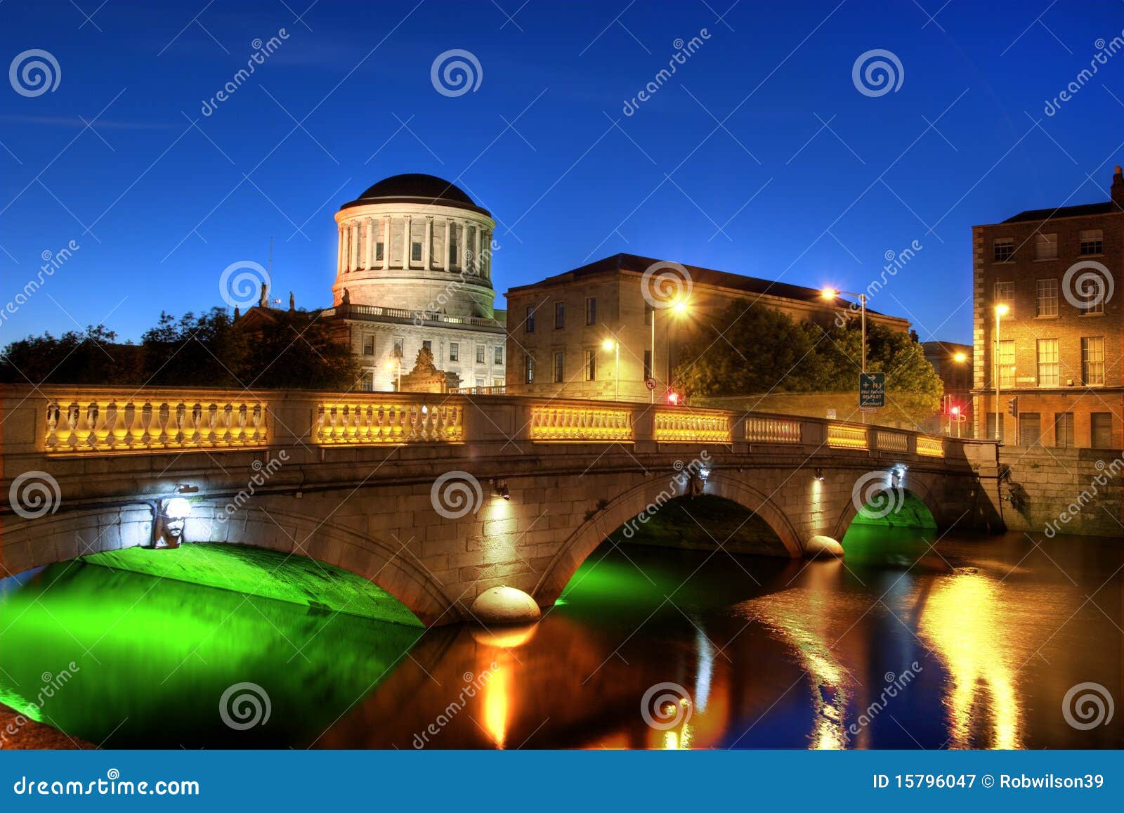 Four courts stock image. Image of eire, street, liffey - 15796047