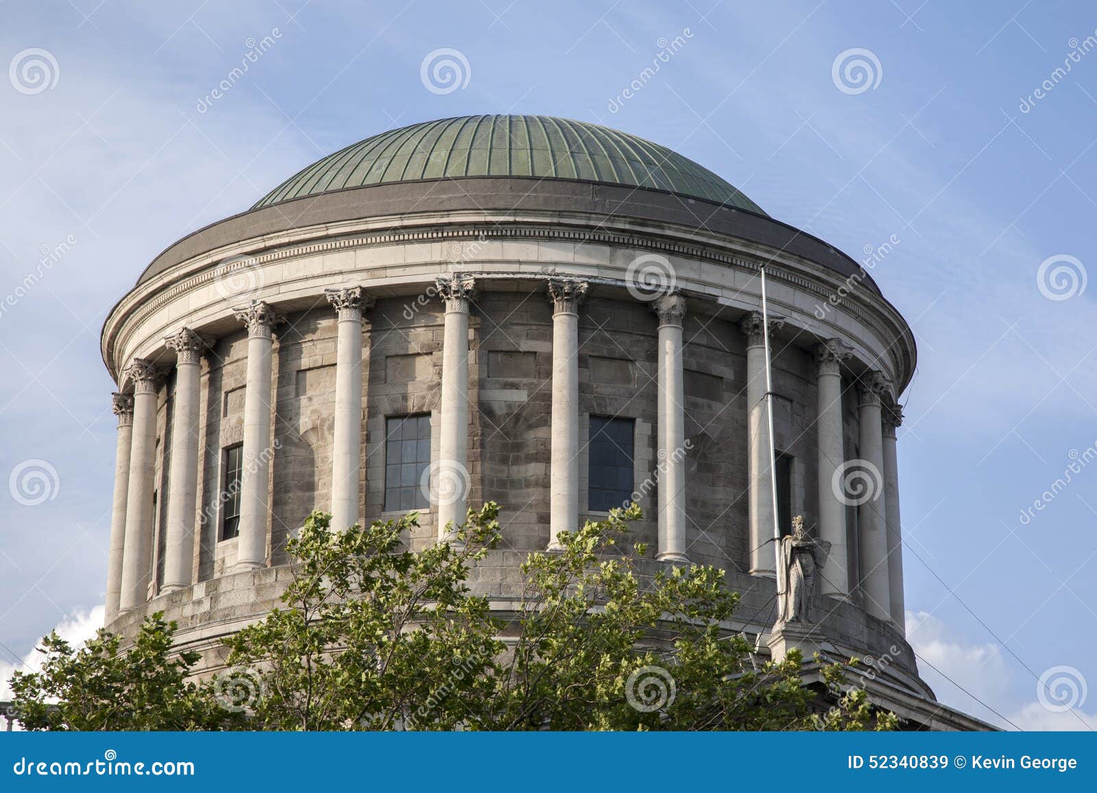 Four Courts Building, Dublin Stock Image - Image of architecture ...