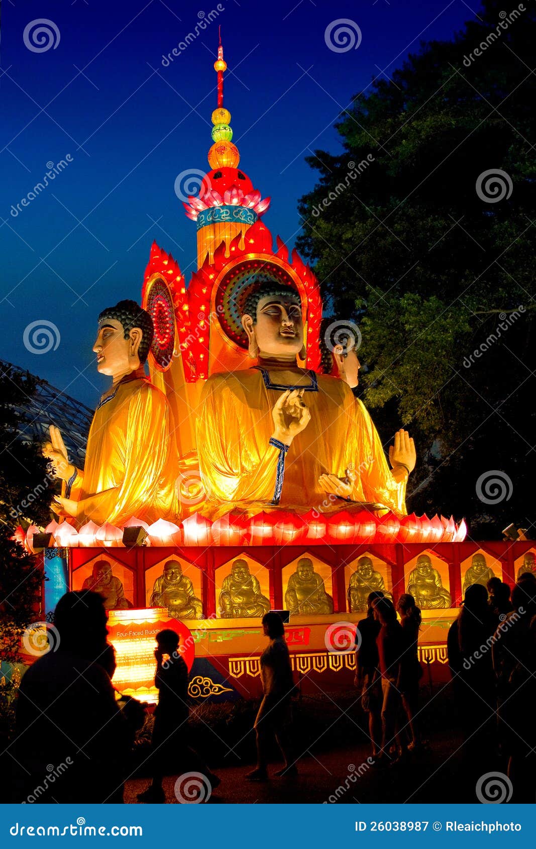 The Four Faced Clock On Top Of The Information Booth Is One Of The Most ...