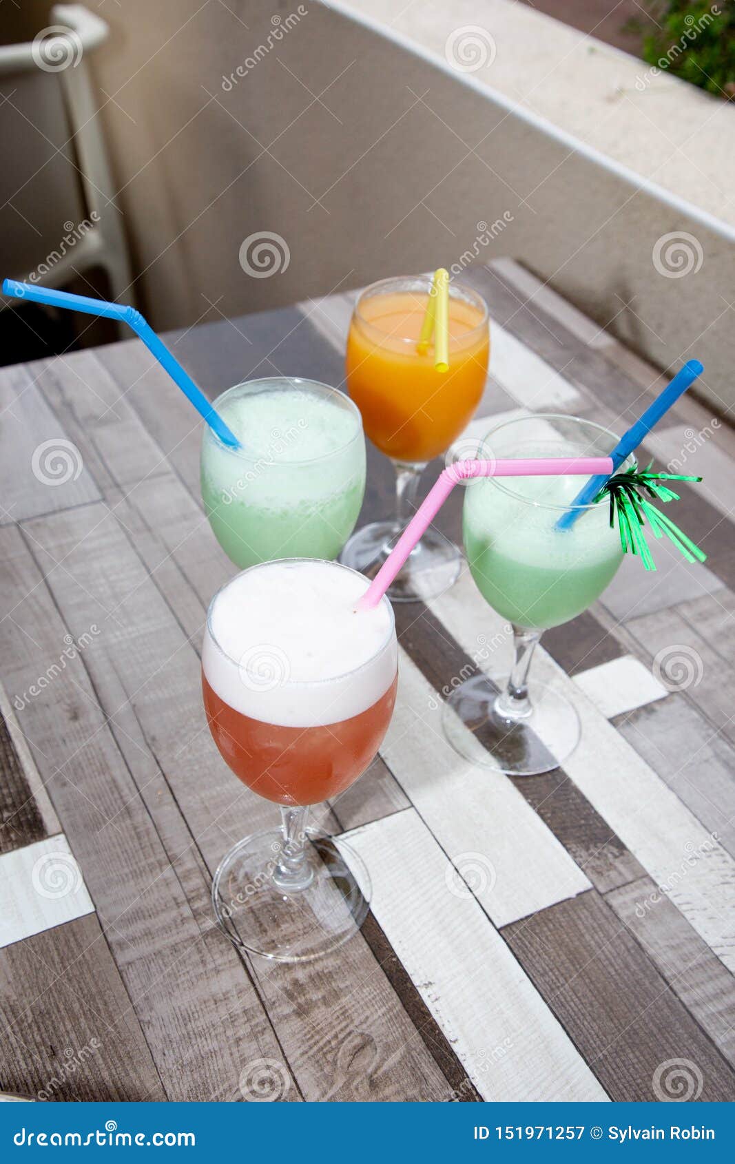 Glasses of Cocktails on Bar Background Stock Image - Image of mixing ...