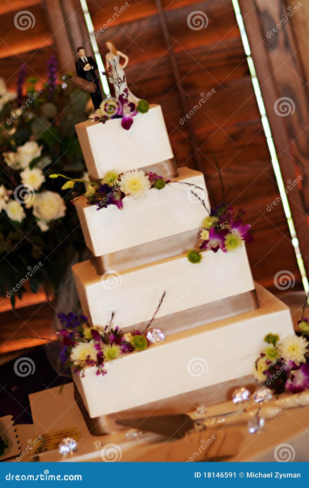 Four Level Wedding Cake stock image. Image of modern - 18146591