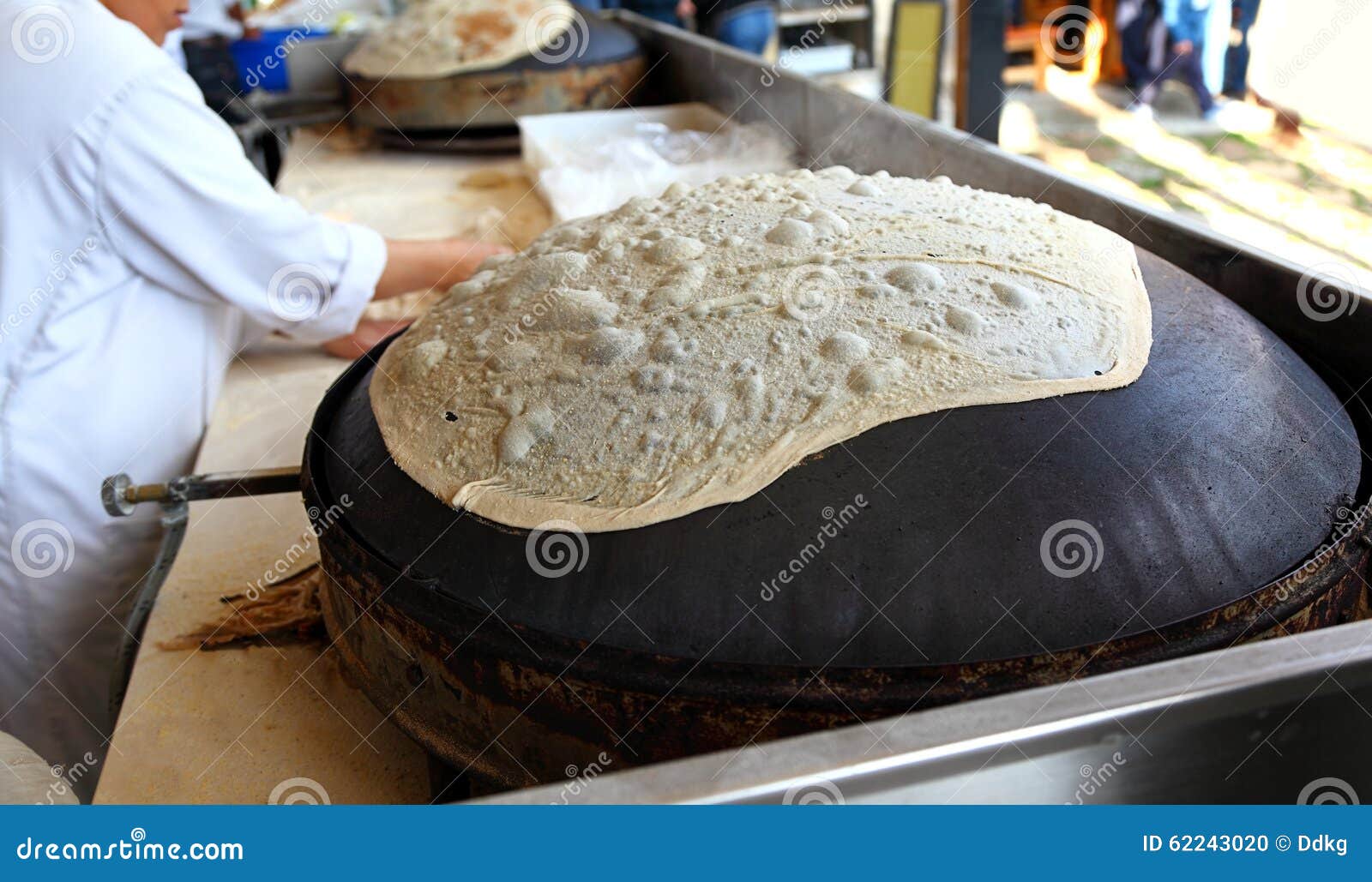 Four Libanais Traditionnel Le Saj Photo stock - Image of cuisine ...