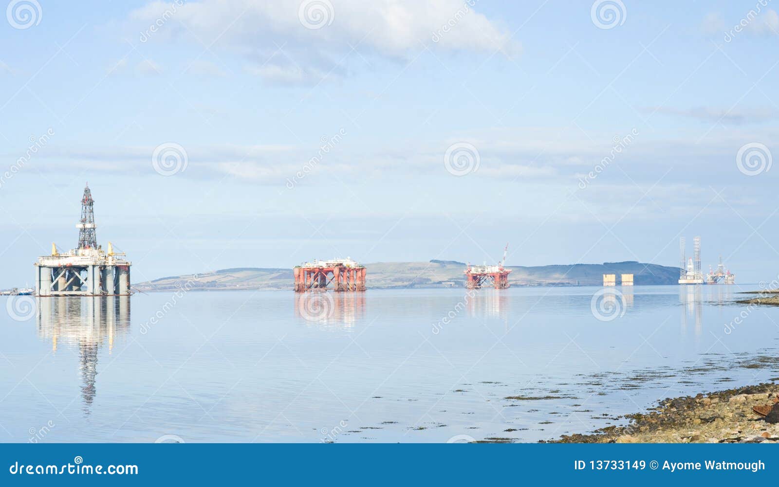 Oil Rigs Stock Image | CartoonDealer.com #44552911