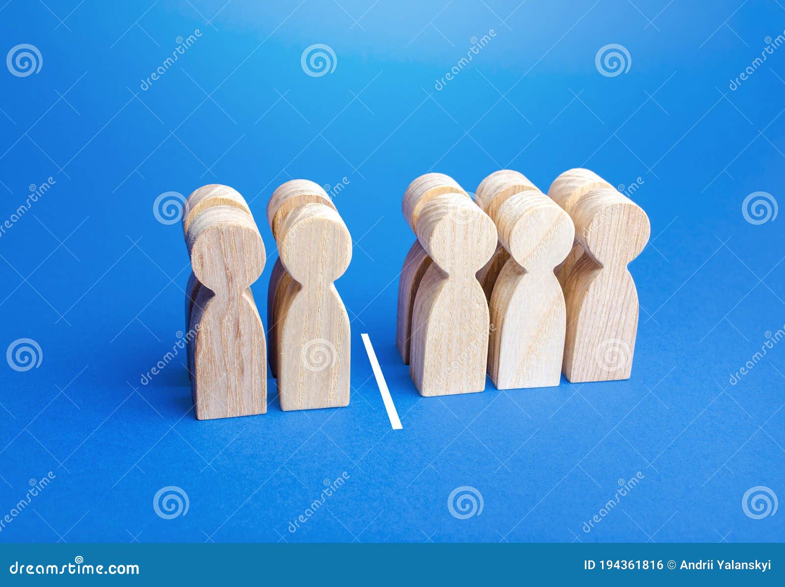 Four People Out of Ten, Separated by a Line. Visualization of ...