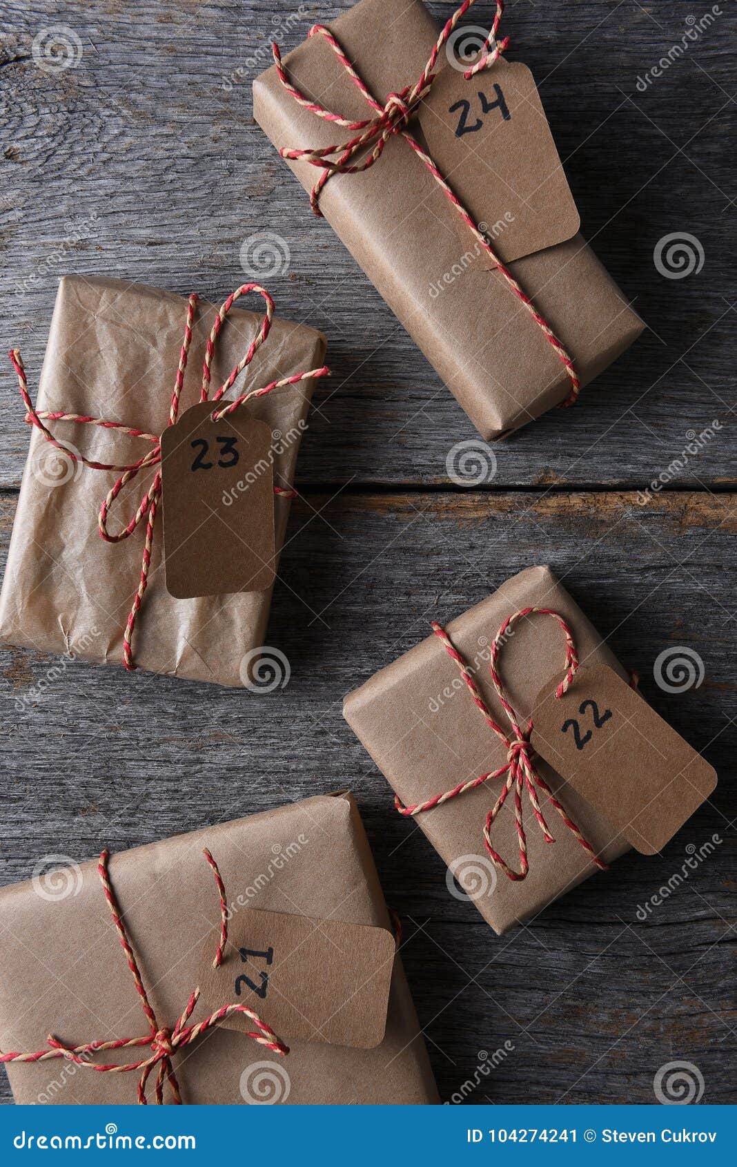 Four Presents with Numbered Tags Stock Image - Image of angle, gift ...