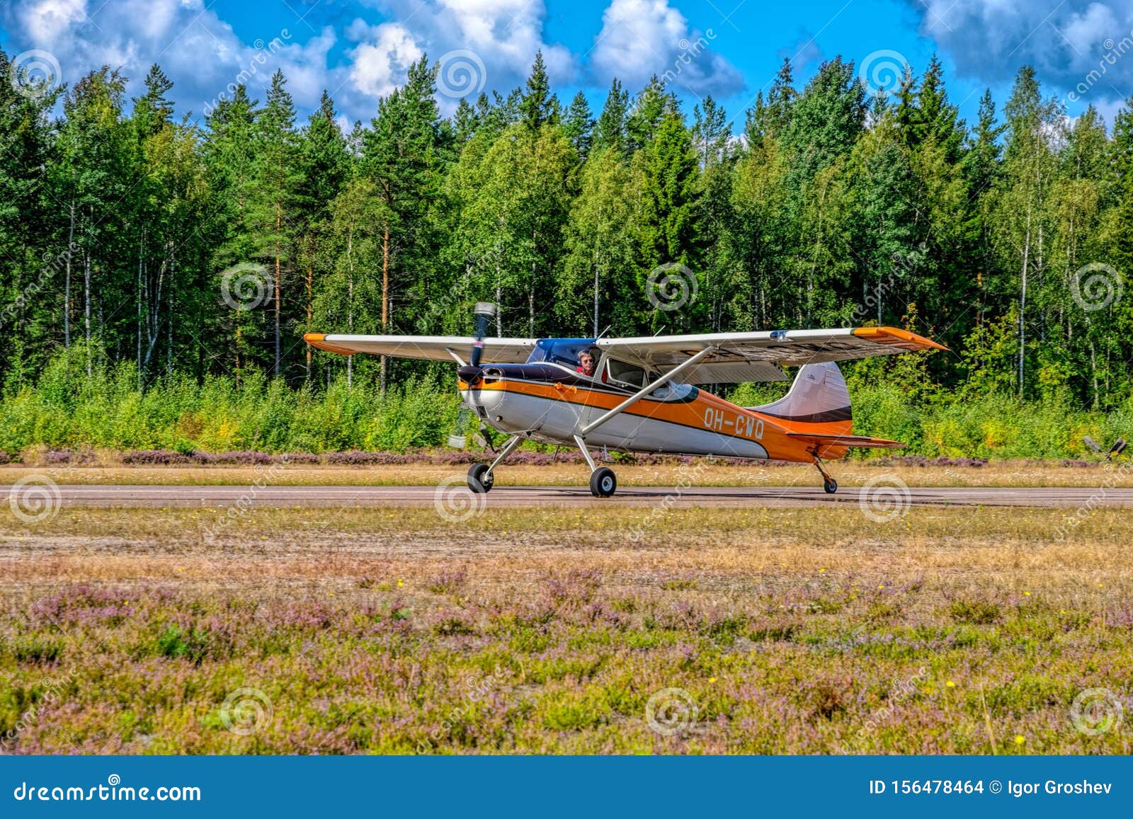 Four-seat Light All-metal Single-engined Piston-powered Airplane Cessna ... Four-seat Light All-metal Single-engined Piston-powered Airplane Cessna ...