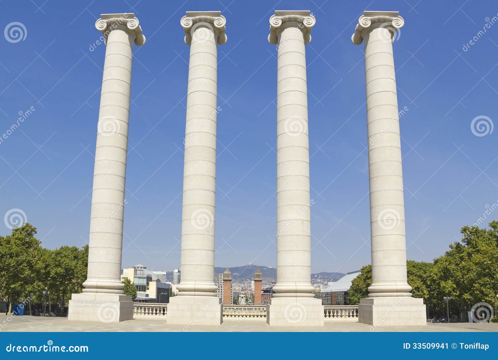 Four White Columns, Barcelona Stock Image - Image of catalonia, famous ...
