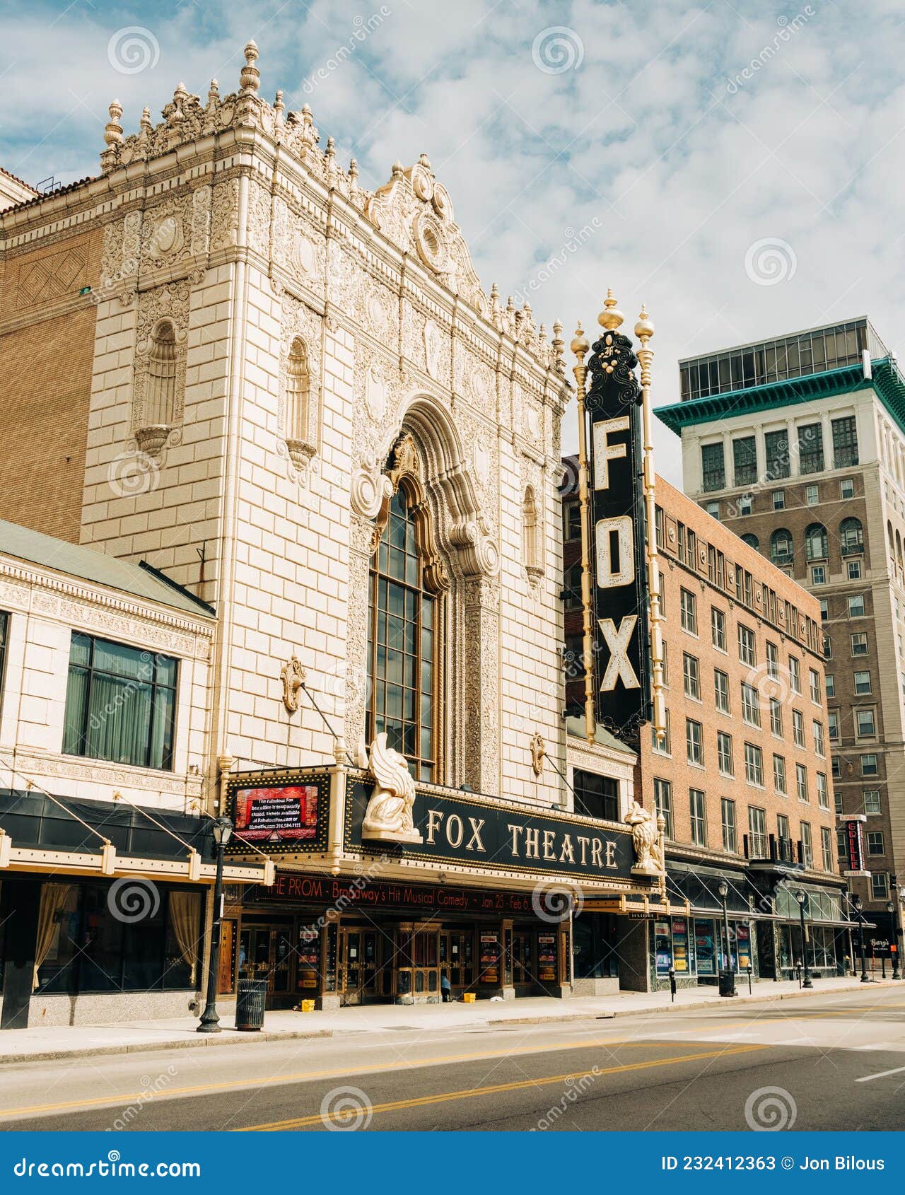 The Fox Theater, in St. Louis, Missouri Editorial Stock Photo - Image ...