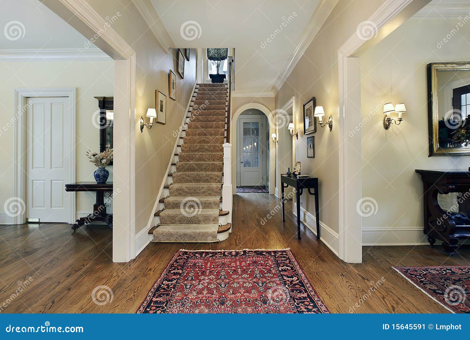 Foyer in suburban home stock image. Image of furnishings - 15645591